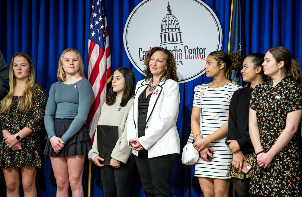 Pa. girls wrestling advocates celebrate milestone for the sport ...
