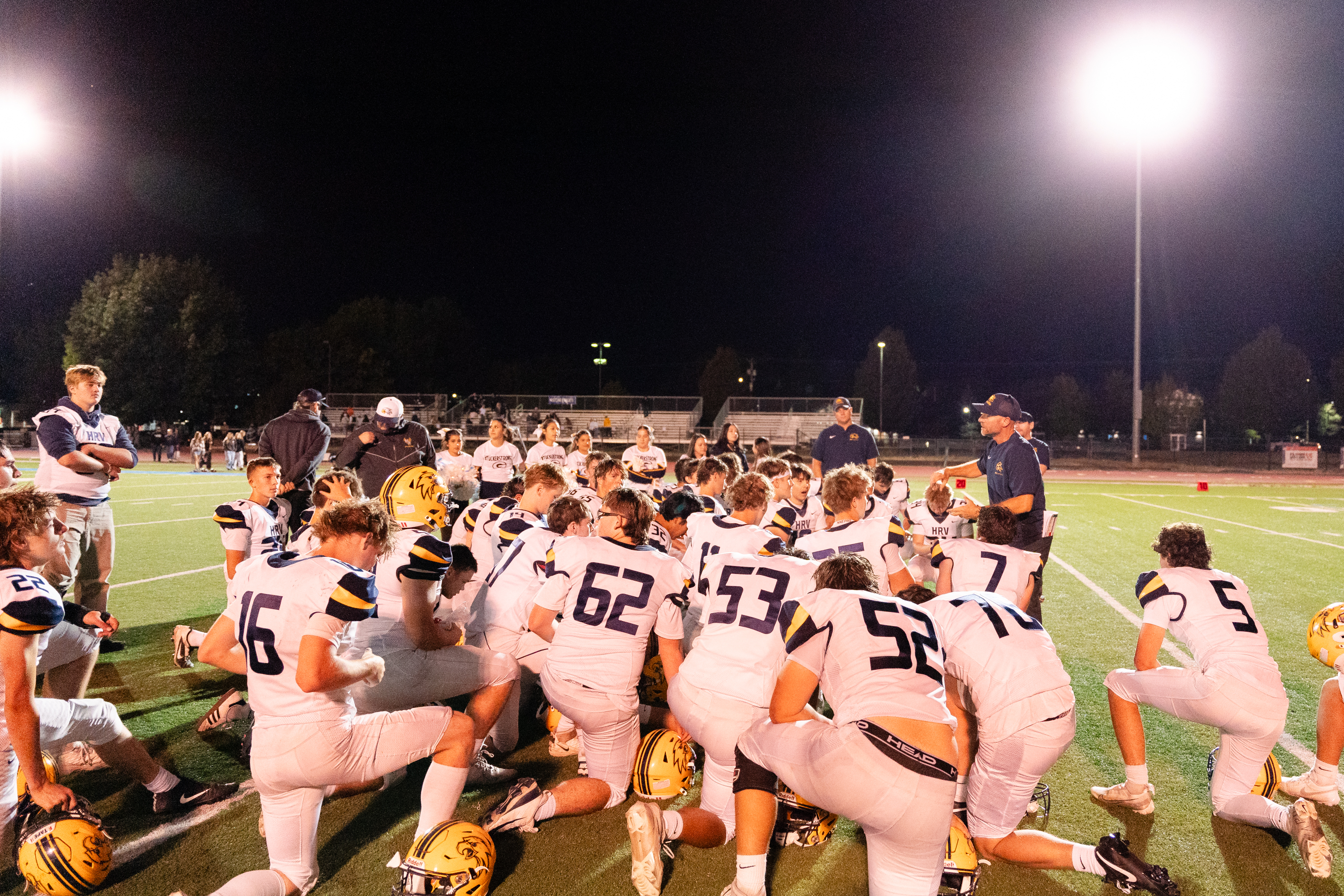 Oregon high school football: Gresham Gophers vs. Hood River Valley ...
