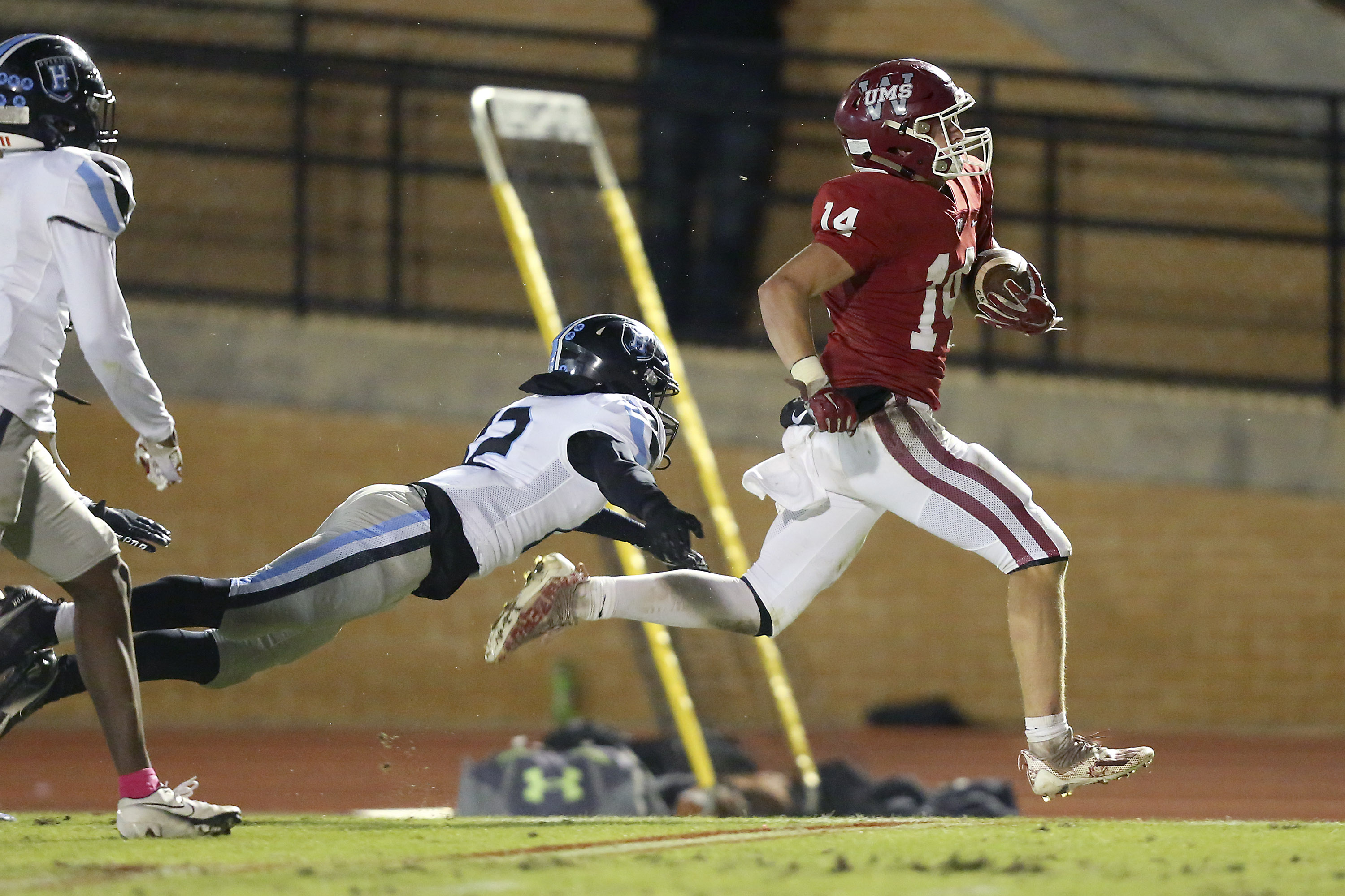UMS-Wright vs Helena Football - al.com