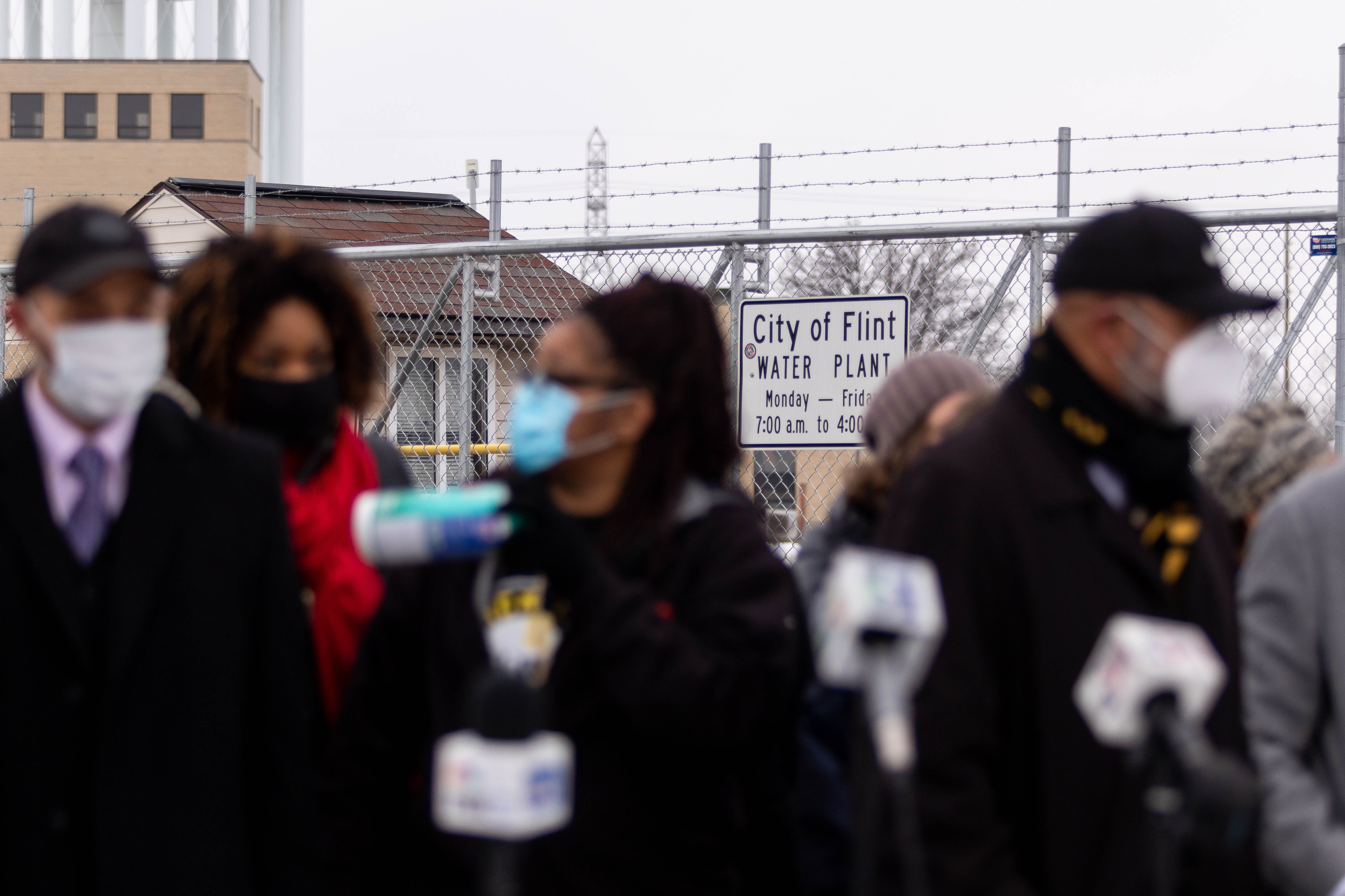 Flint citizens gather outside water plant to protest settlement on Jan ...