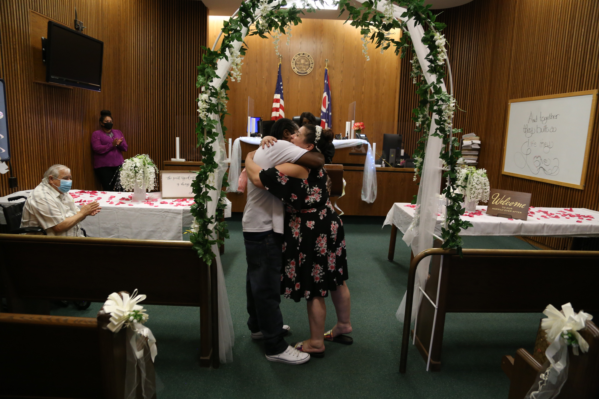 Lidmarie and Robert's Cleveland Municipal Courthouse wedding ...