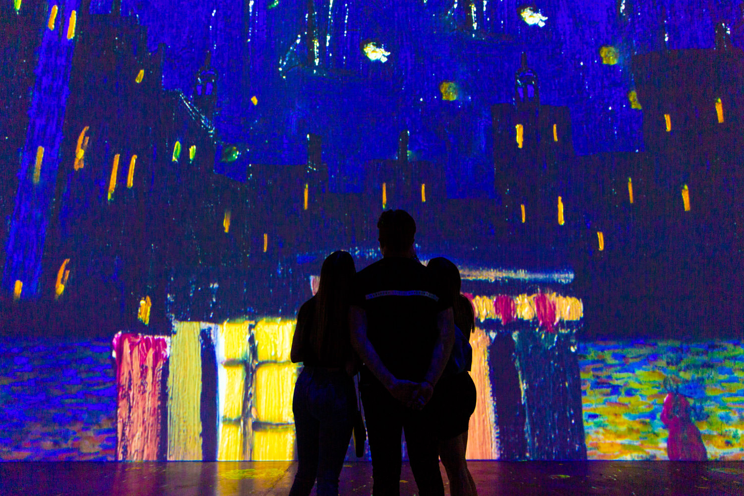 Van Gogh immersive exhibit Chicago - mlive.com