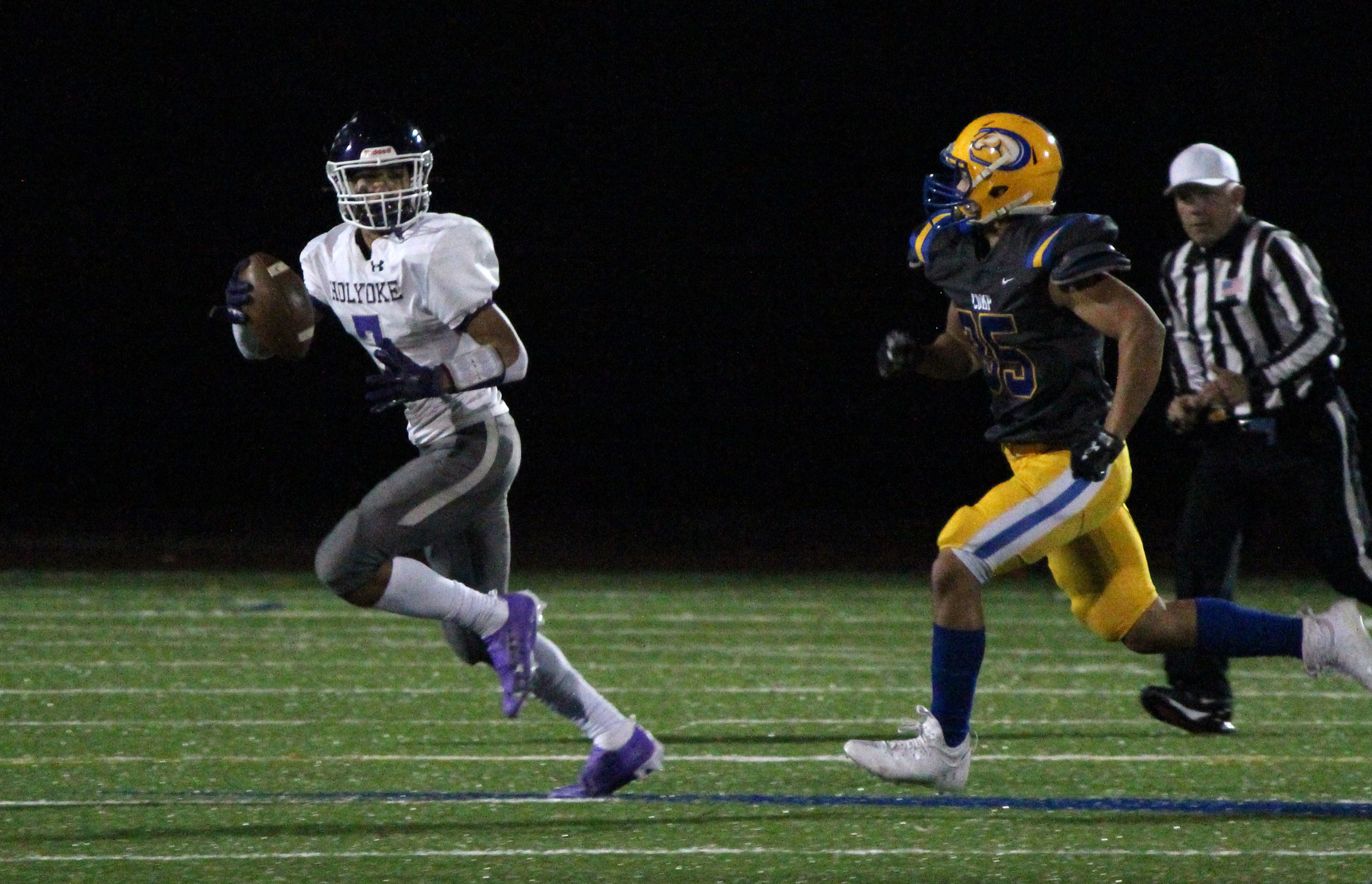 Chicopee Comp football defeats Holyoke - masslive.com