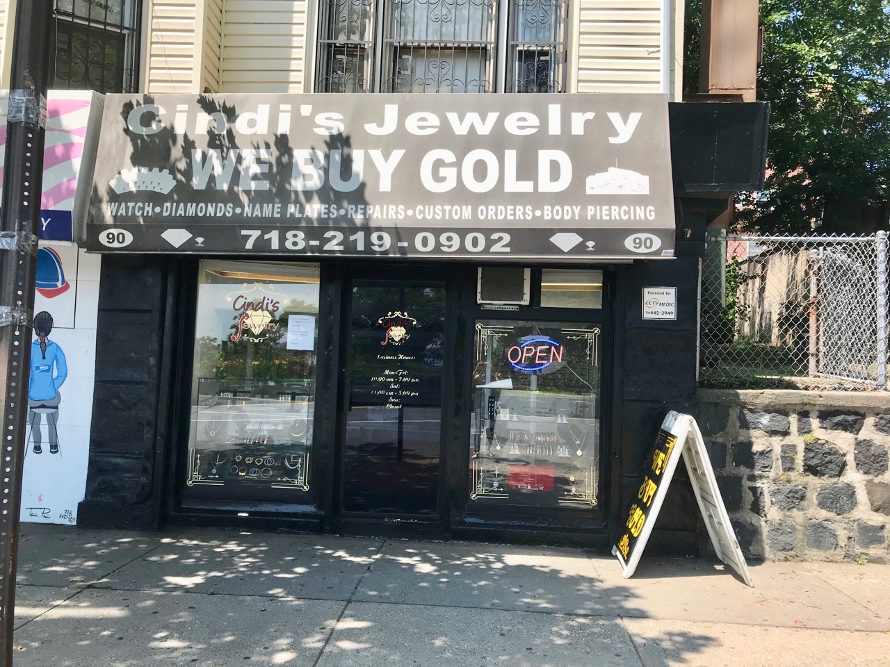 Cindi's Jewelry struggling to survive amid coronavirus pandemic ...