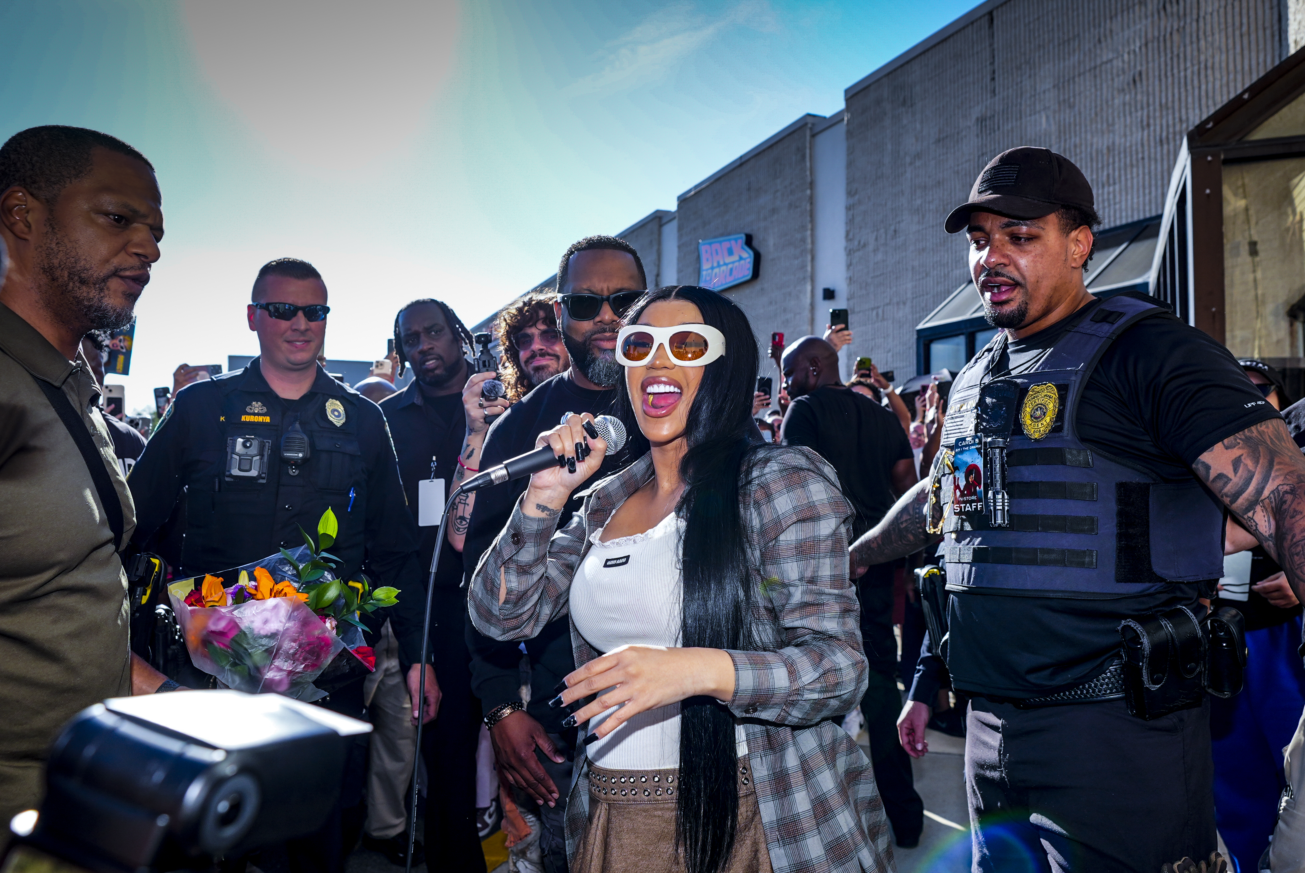 Rapper Cardi B at Palmer Park Mall - lehighvalleylive.com