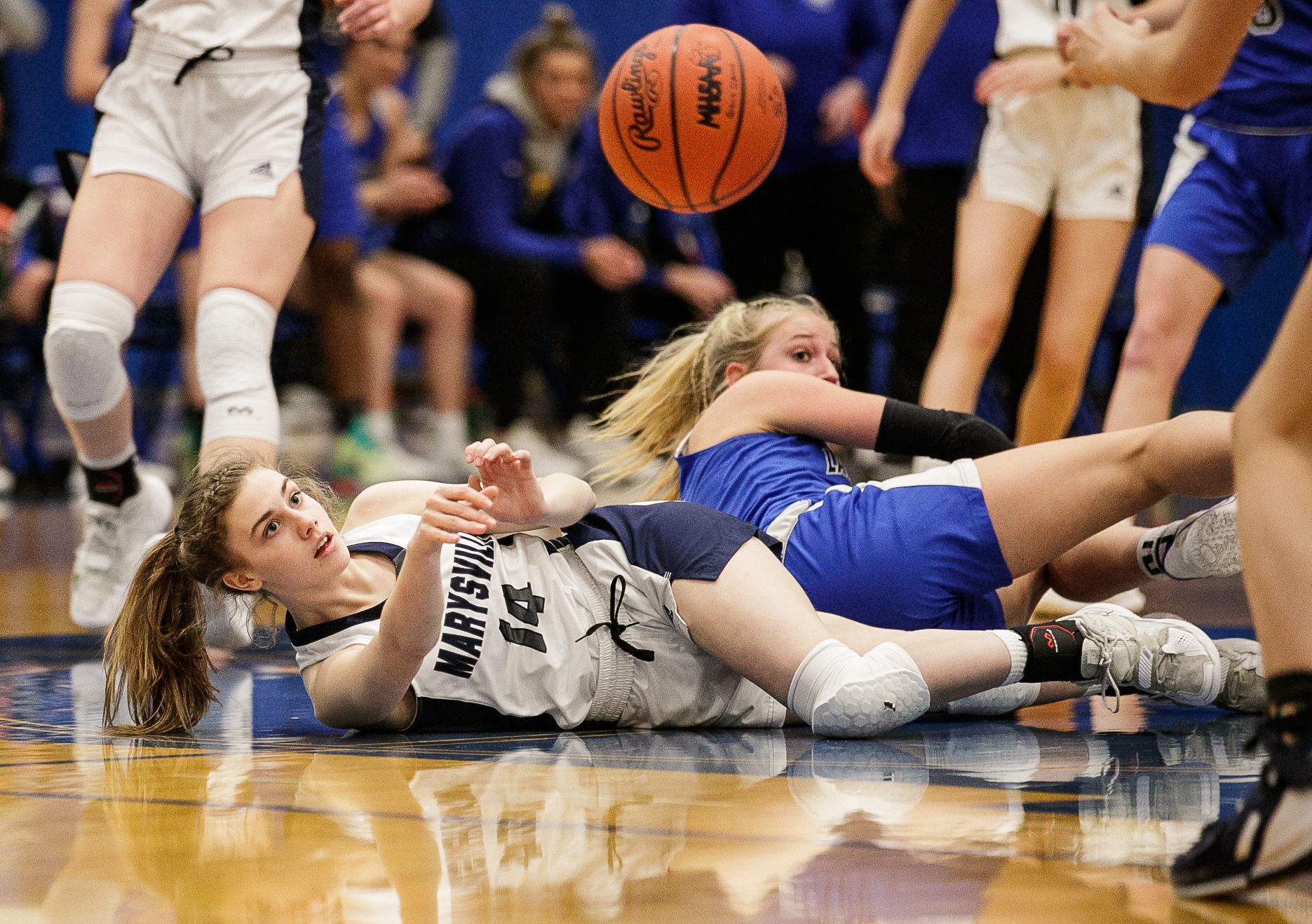 Marysville girls varsity basketball defeats Lake Fenton 61-51 in the ...