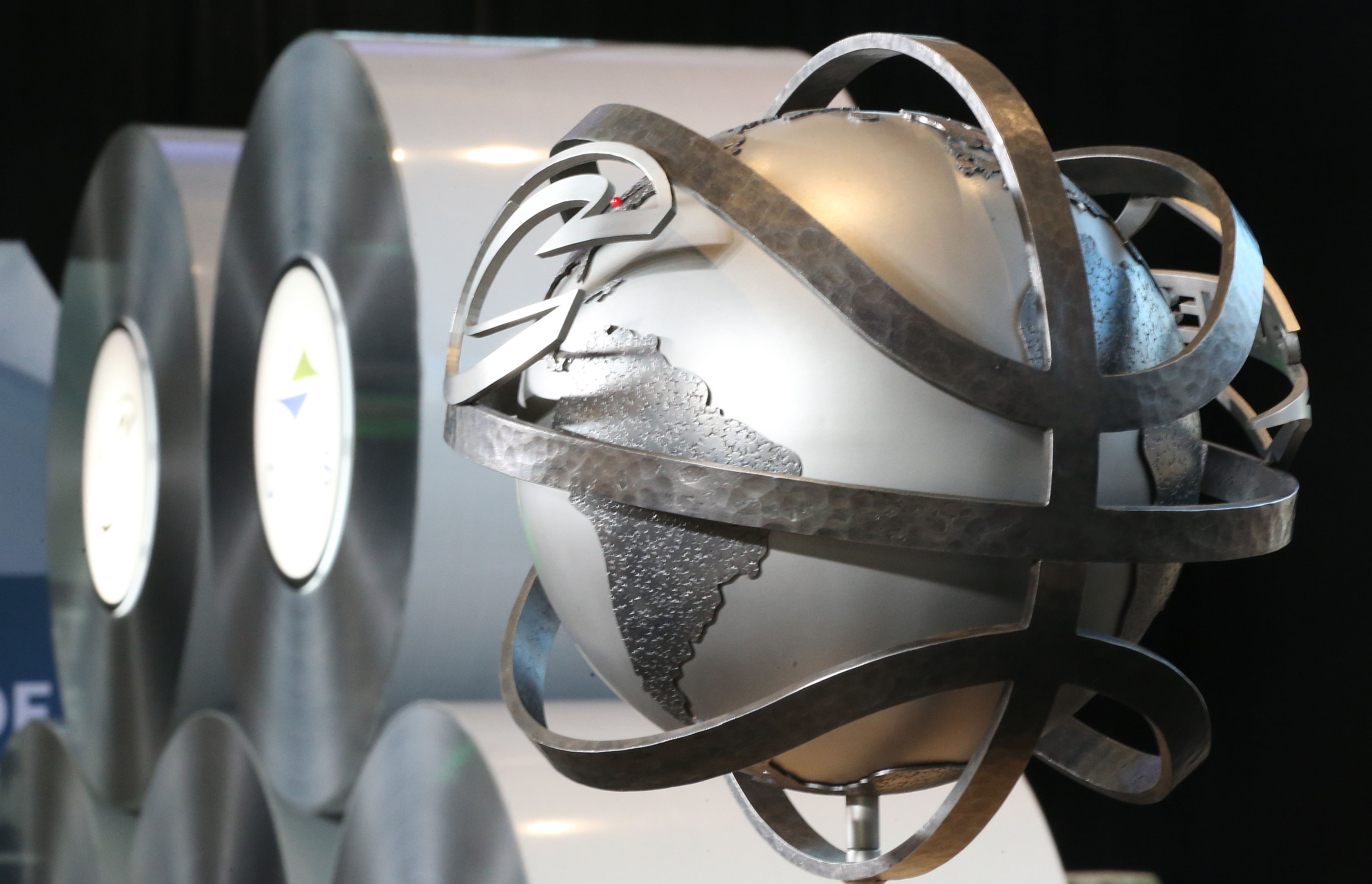 Cleveland Cavaliers and Cleveland-Cliffs introduce new player’s jersey ...