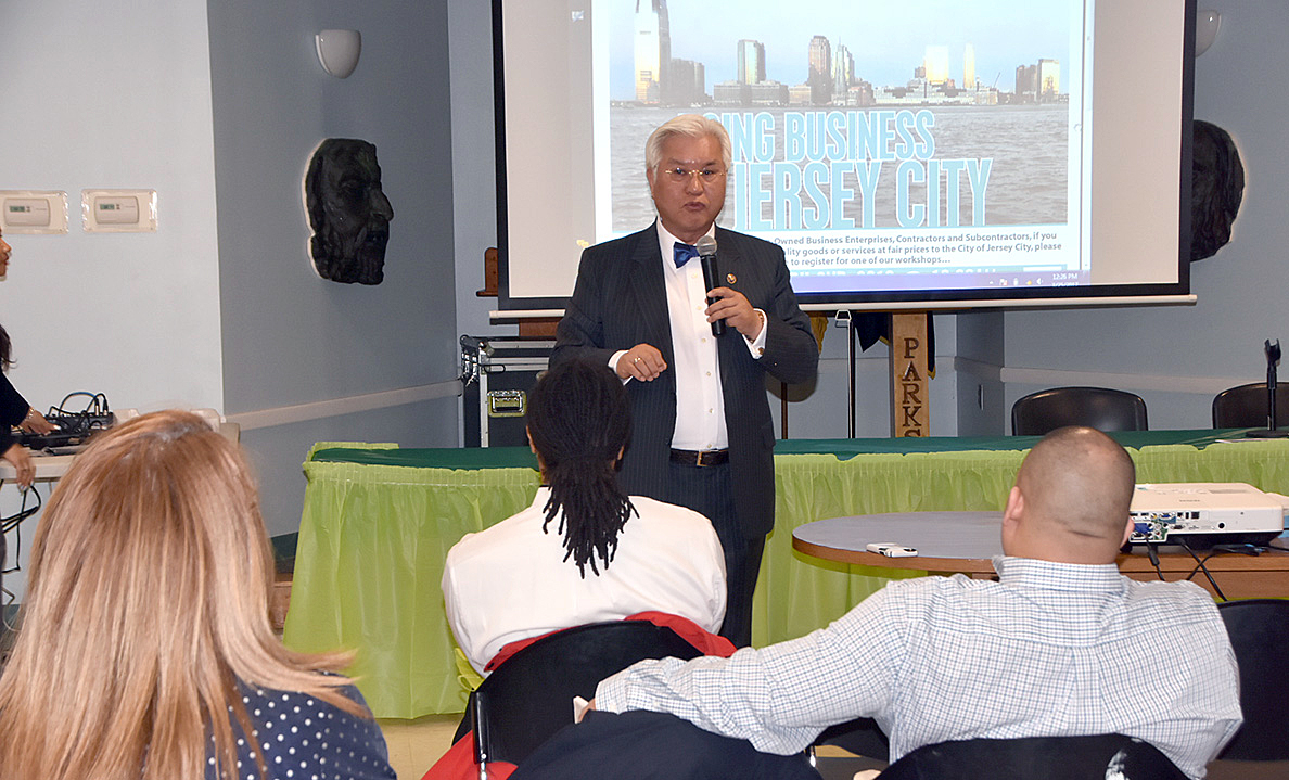 Jersey City Councilman Michael Yun dies of coronavirus, April 6, 2020 ...