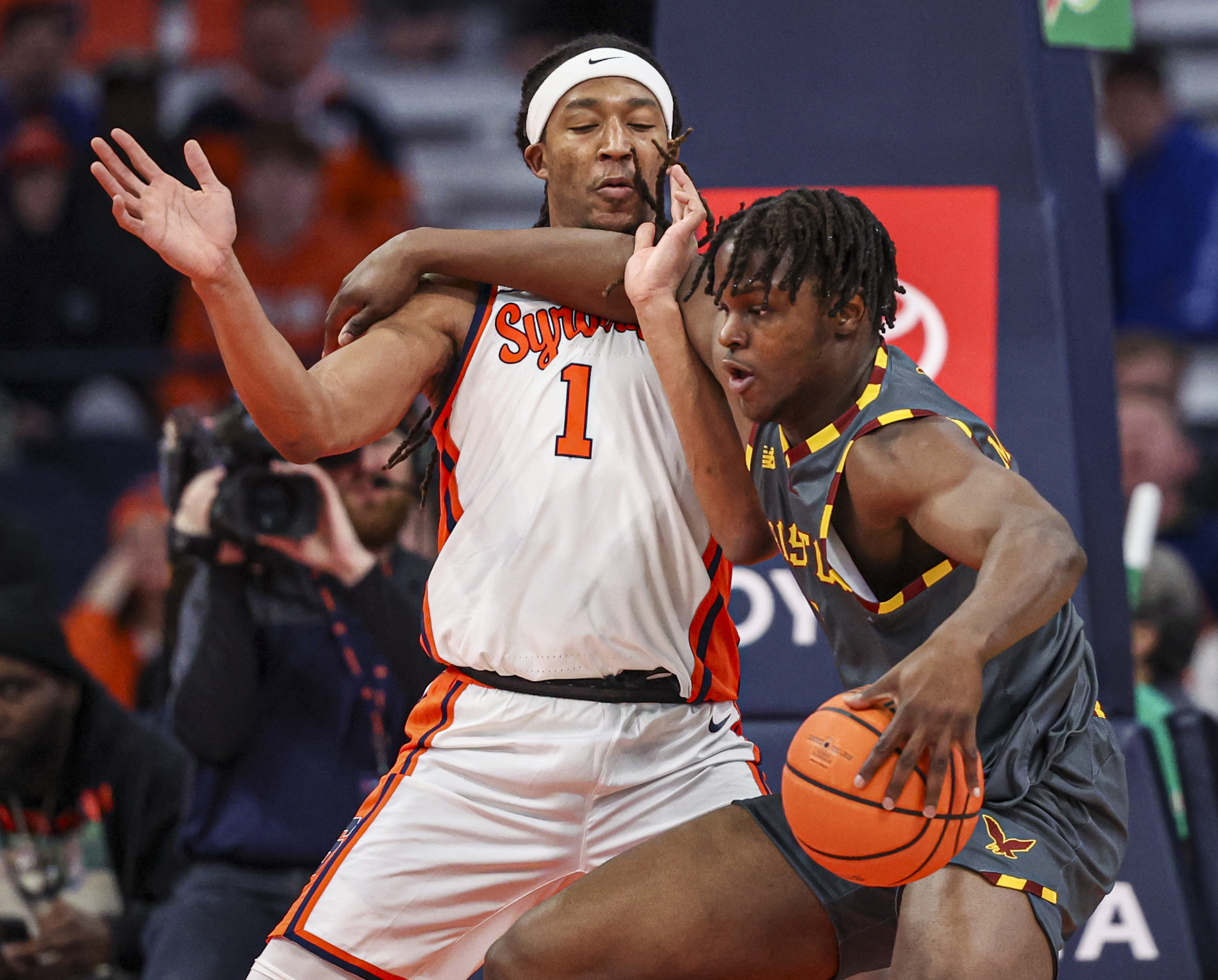 Syracuse men's basketball 2024: the Orange hopes to draw Dome energy ...