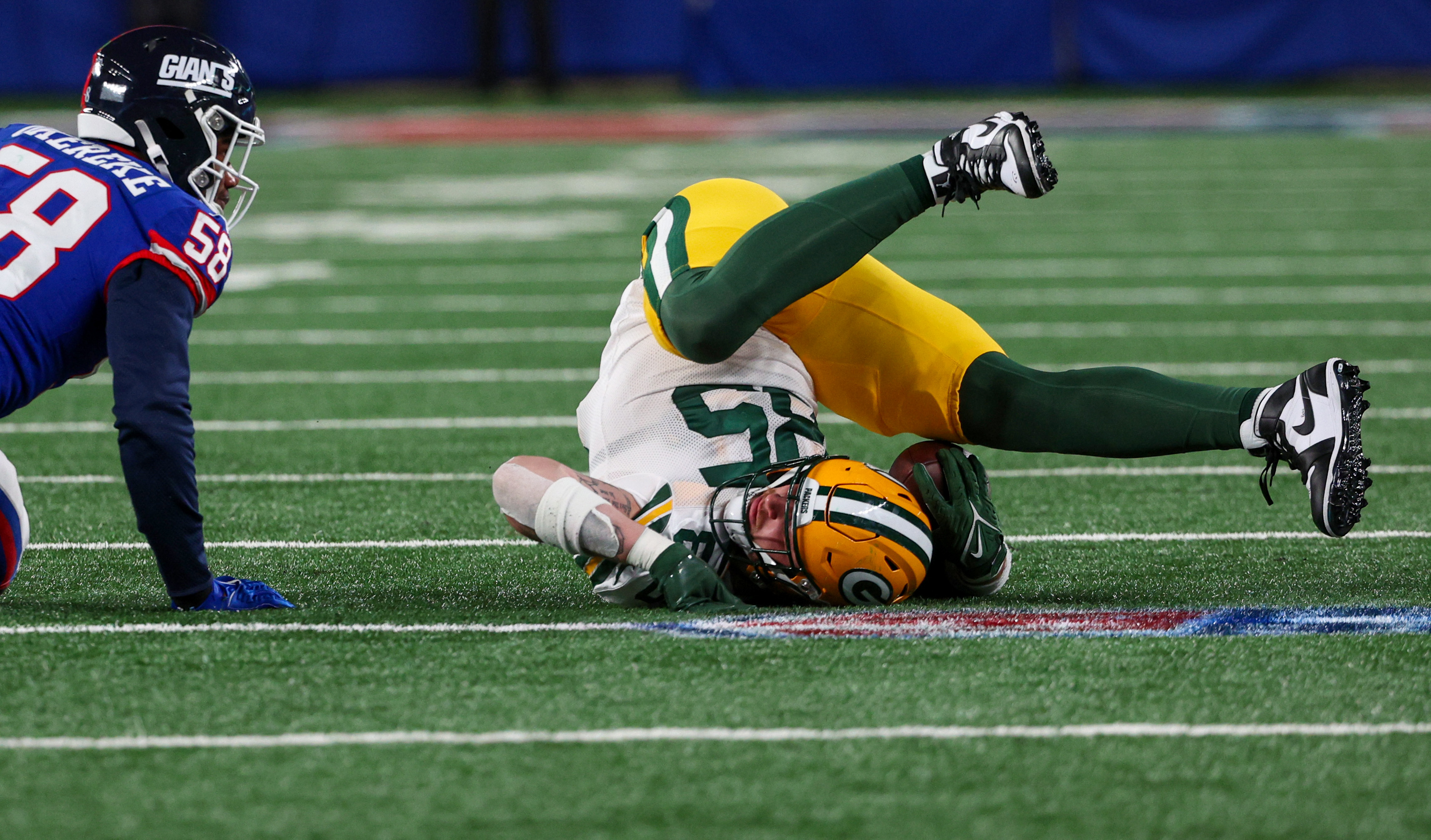 NFL Week 14: New York Giants epic comeback stuns Green Bay Packers, 24 ...