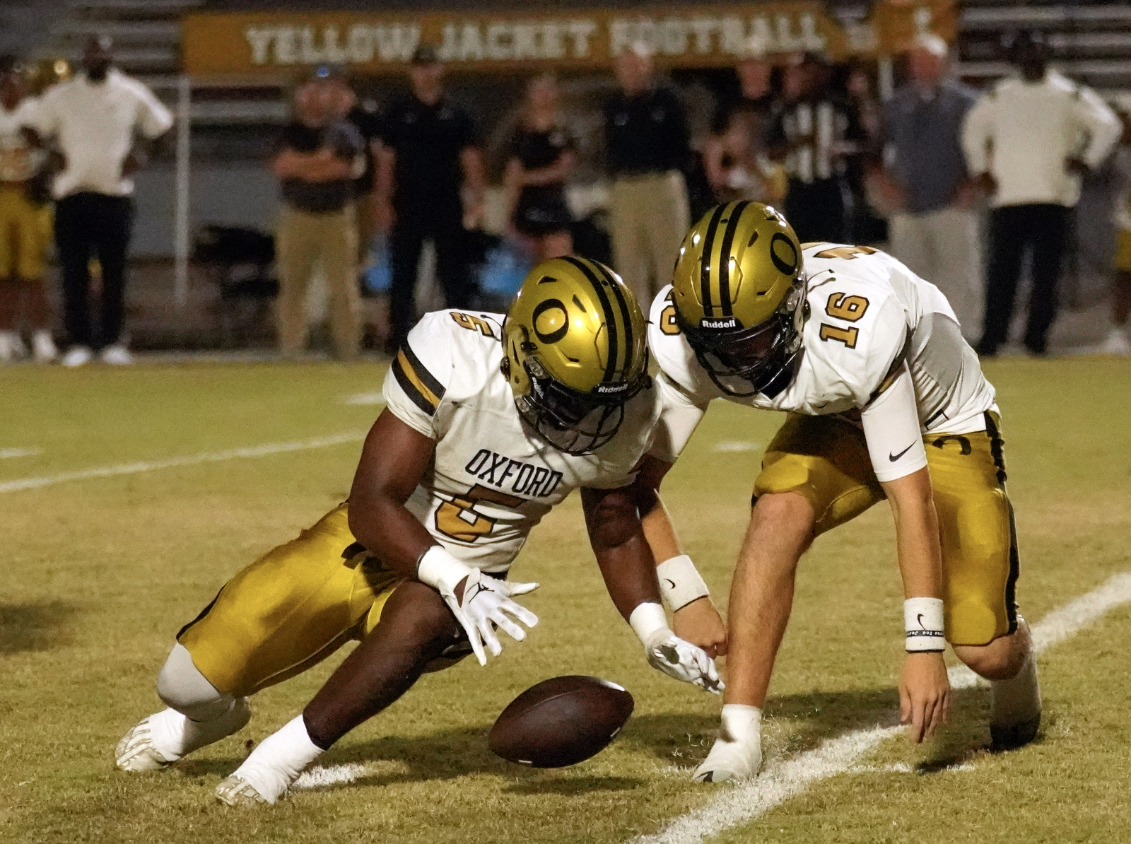 Oxford vs. Hartselle High School Football - al.com
