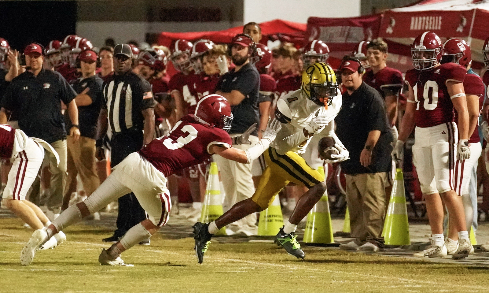 Oxford vs. Hartselle High School Football - al.com