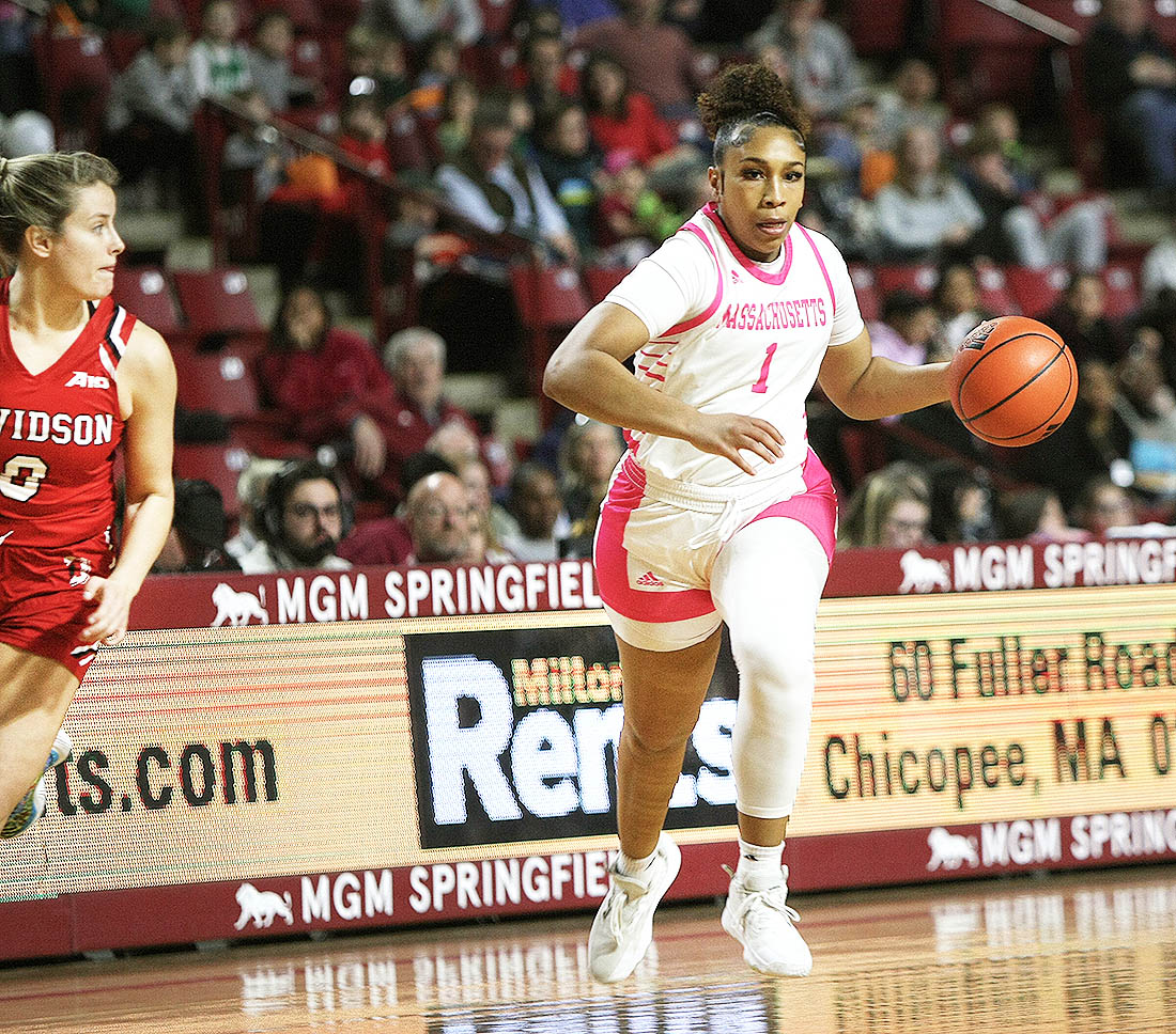 UMass Women's Basketball vs Davidson 2/19/23 - masslive.com
