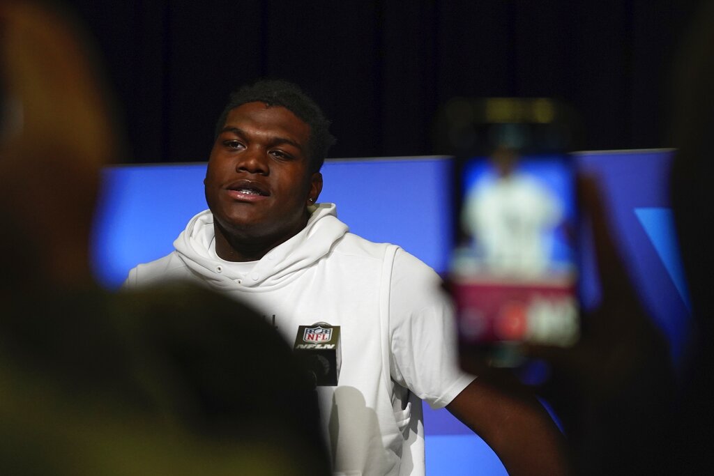 Broderick Jones OT, Georgia - cleveland.com