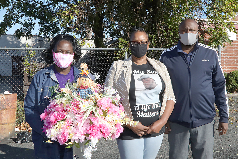 Seen@ ‘We Are All in this Together’ Drive-Thru Fundraiser to benefit ...