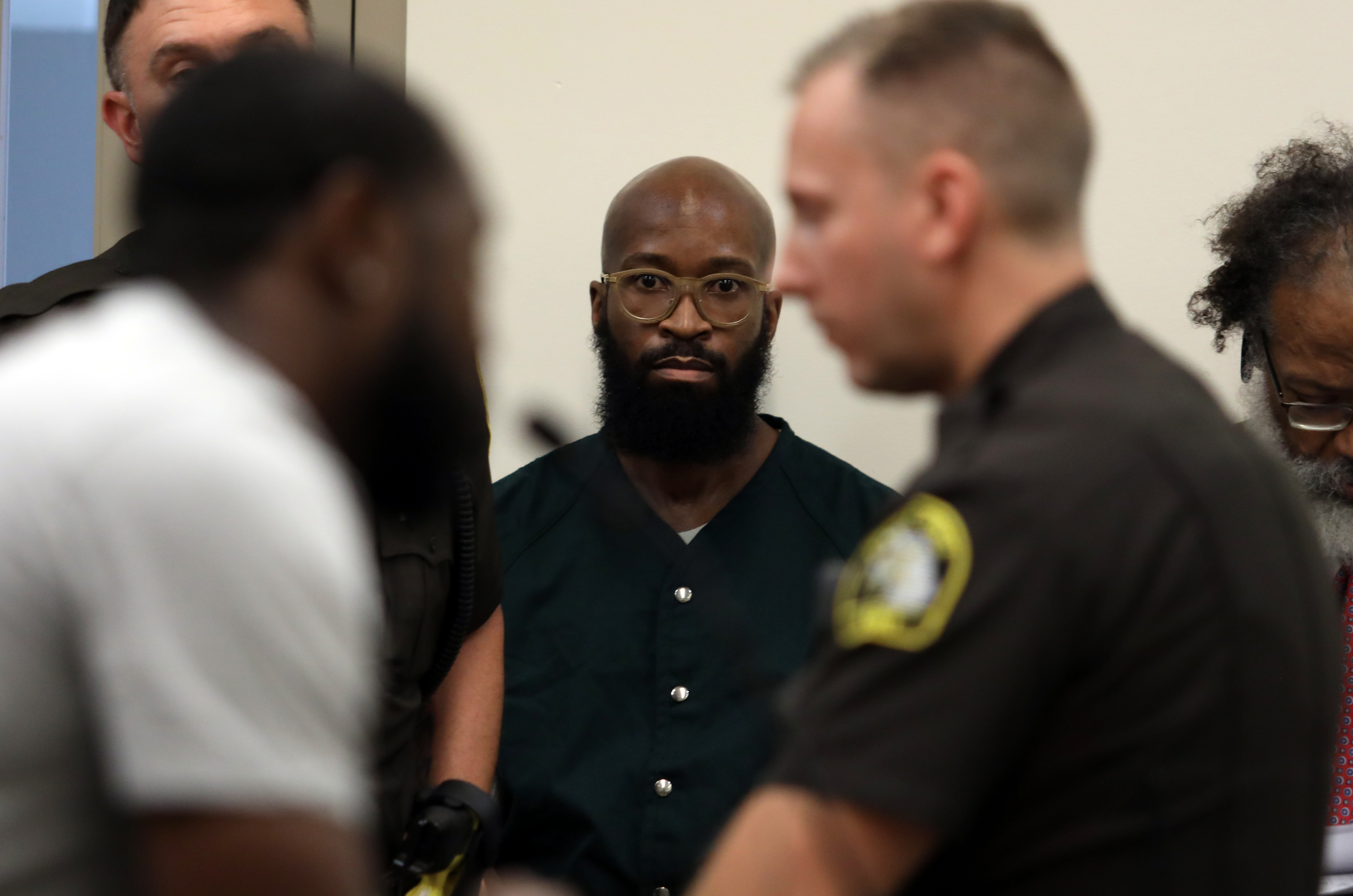 Robert Scales sentenced to 25 to 90 years for death of wife, children ...