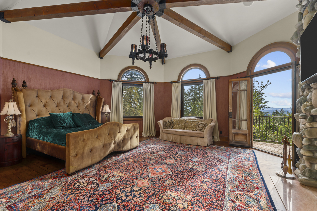 Blackberry Castle - oregonlive.com