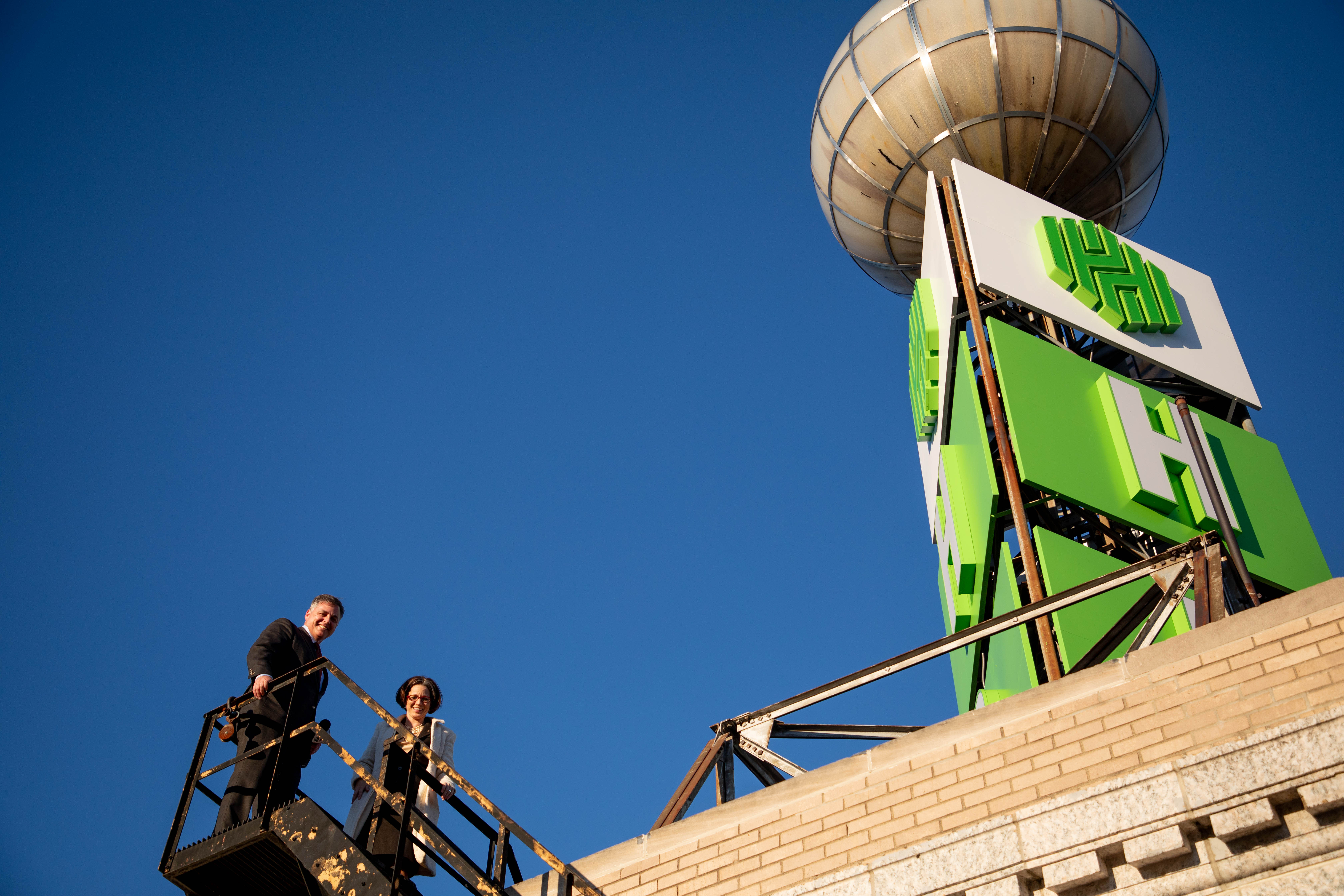 Huntington Bank selling downtown headquarters, iconic weather ball ...