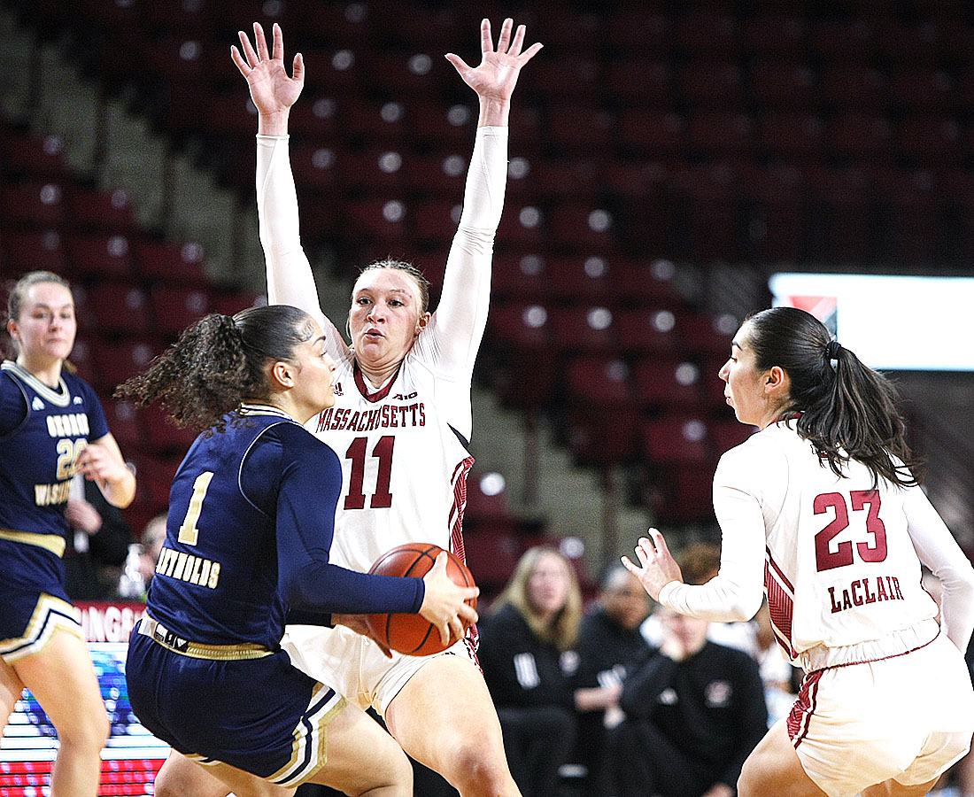 UMass Women's Basketball vs George Washington 1/29/25 - masslive.com