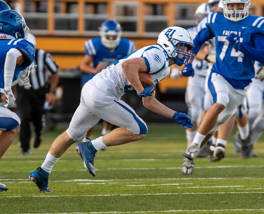 Elizabethtown defeats Lower Dauphin 41-28 in high school football ...