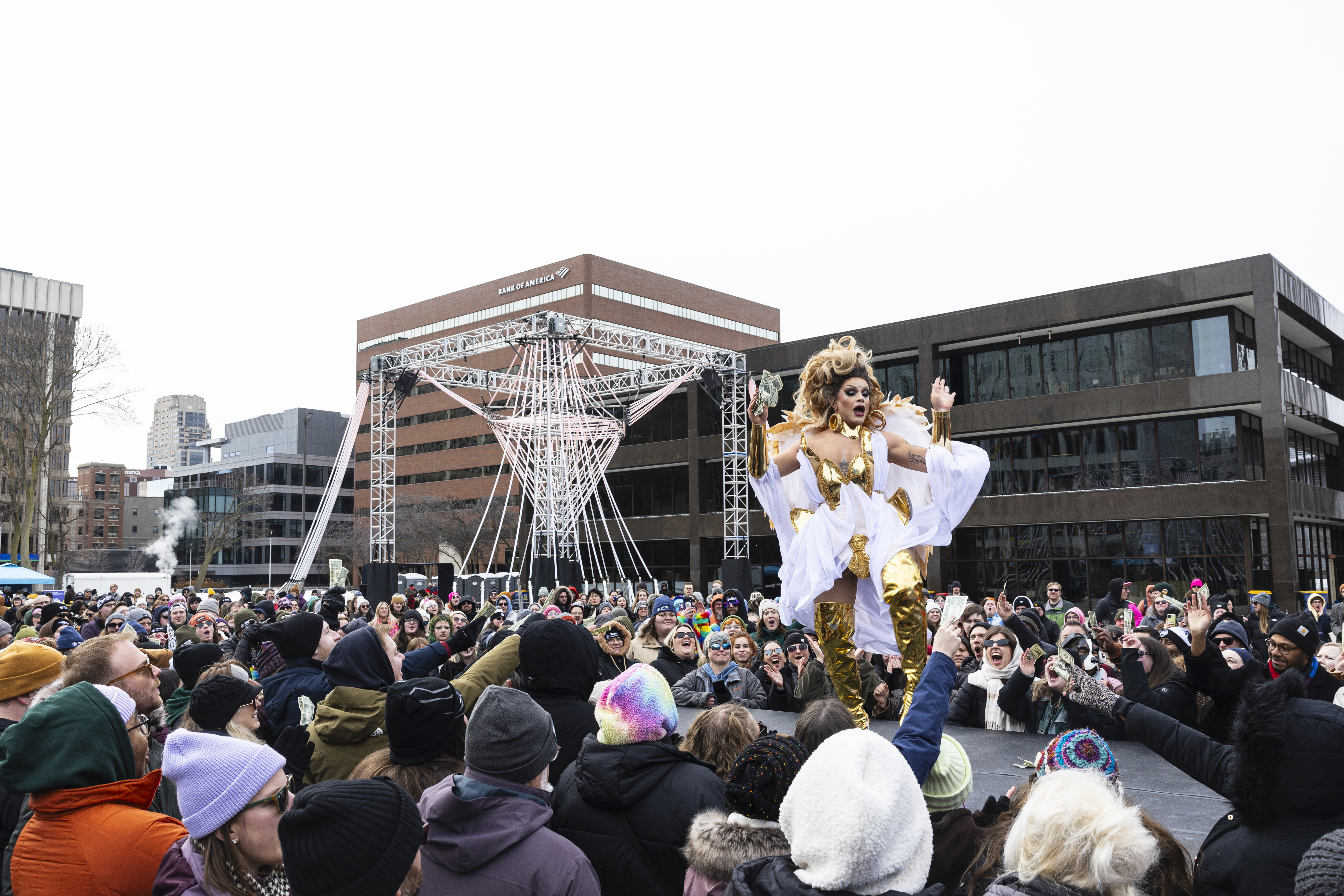 Winter’s a DRAG! takes center stage for World of Winter in Grand Rapids ...