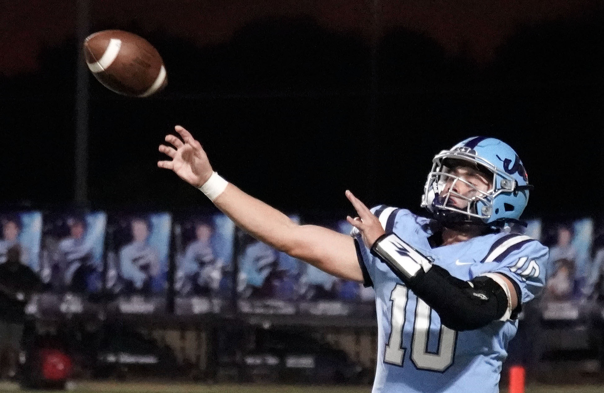 Mountain Brook vs. James Clemens High School football - al.com
