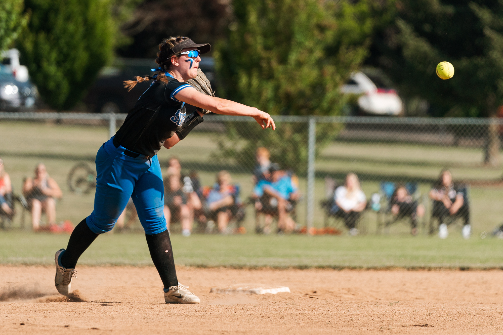 Softball: Oregon City Pioneers vs. South Medford Panthers - oregonlive.com