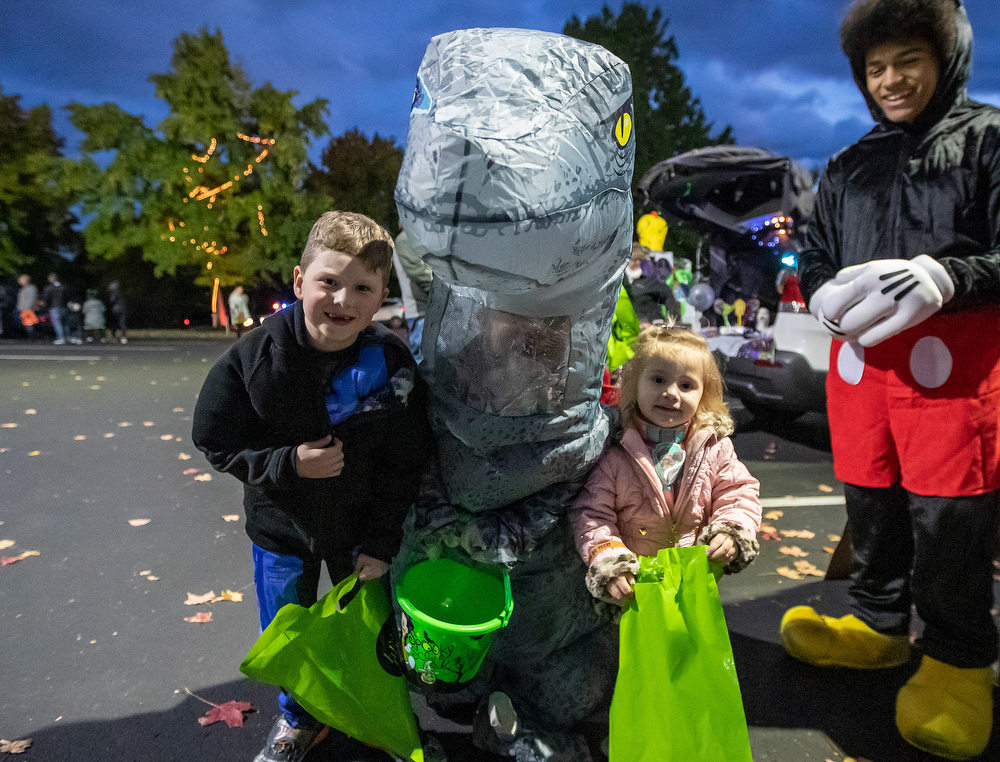 Trunk or Treat at Harrisburg First Assembly of God - pennlive.com