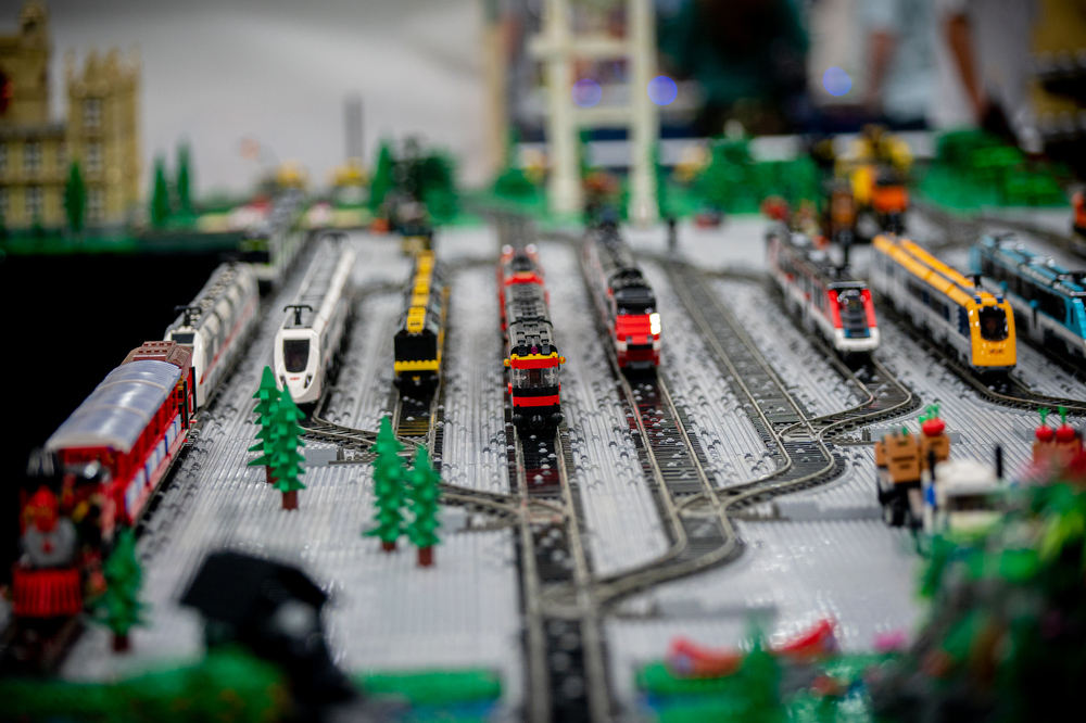 Bricks Cascade LEGO Fan Expo at the Oregon Convention Center May 13-14 ...