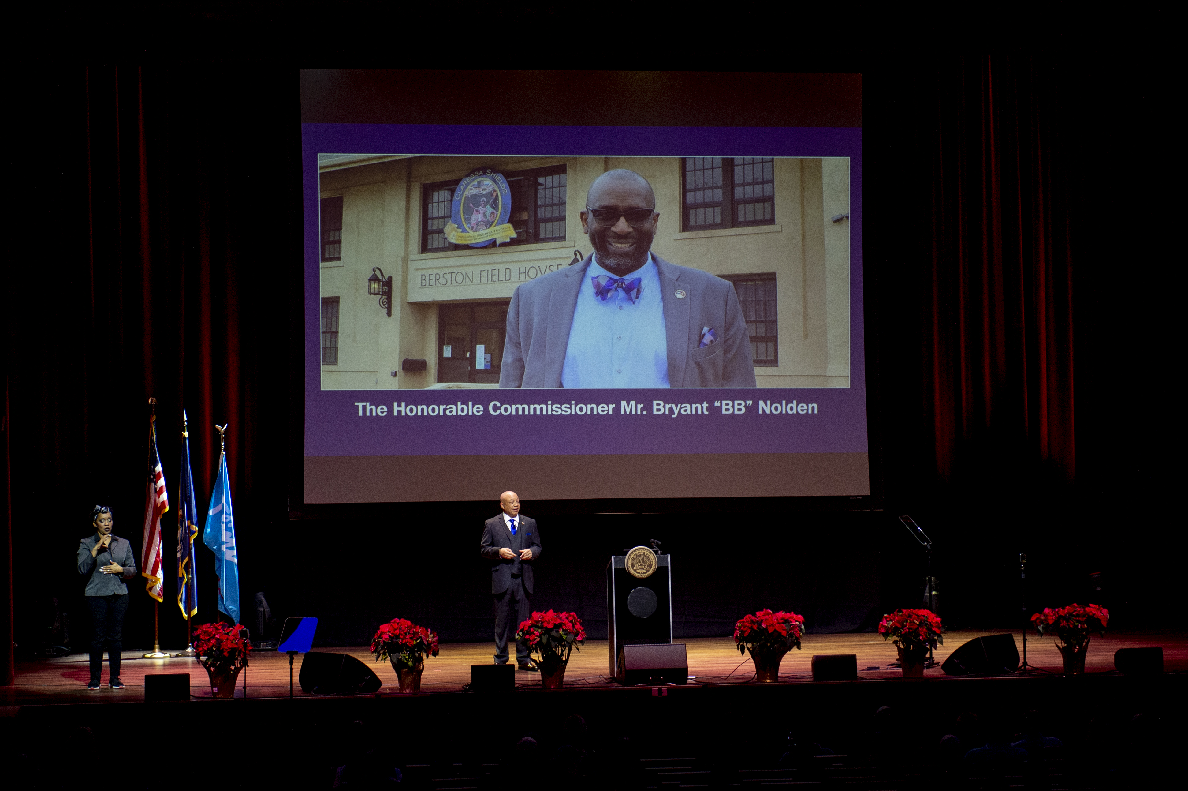 Flint Mayor Sheldon Neeley delivers 2022 State of the City address ...