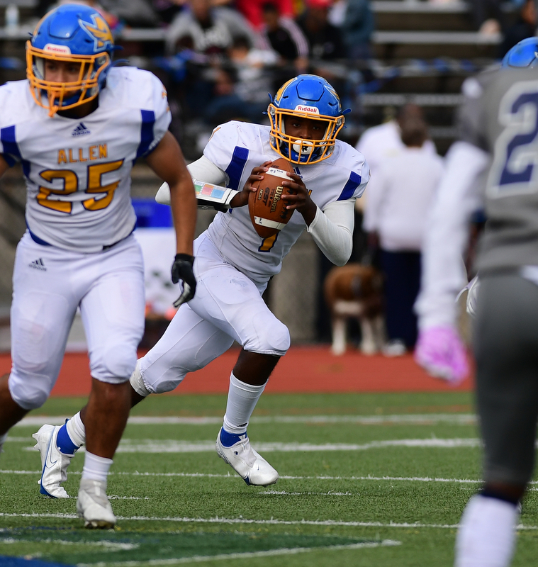 Dieruff football hosts Allen on Oct. 30, 2021 - lehighvalleylive.com