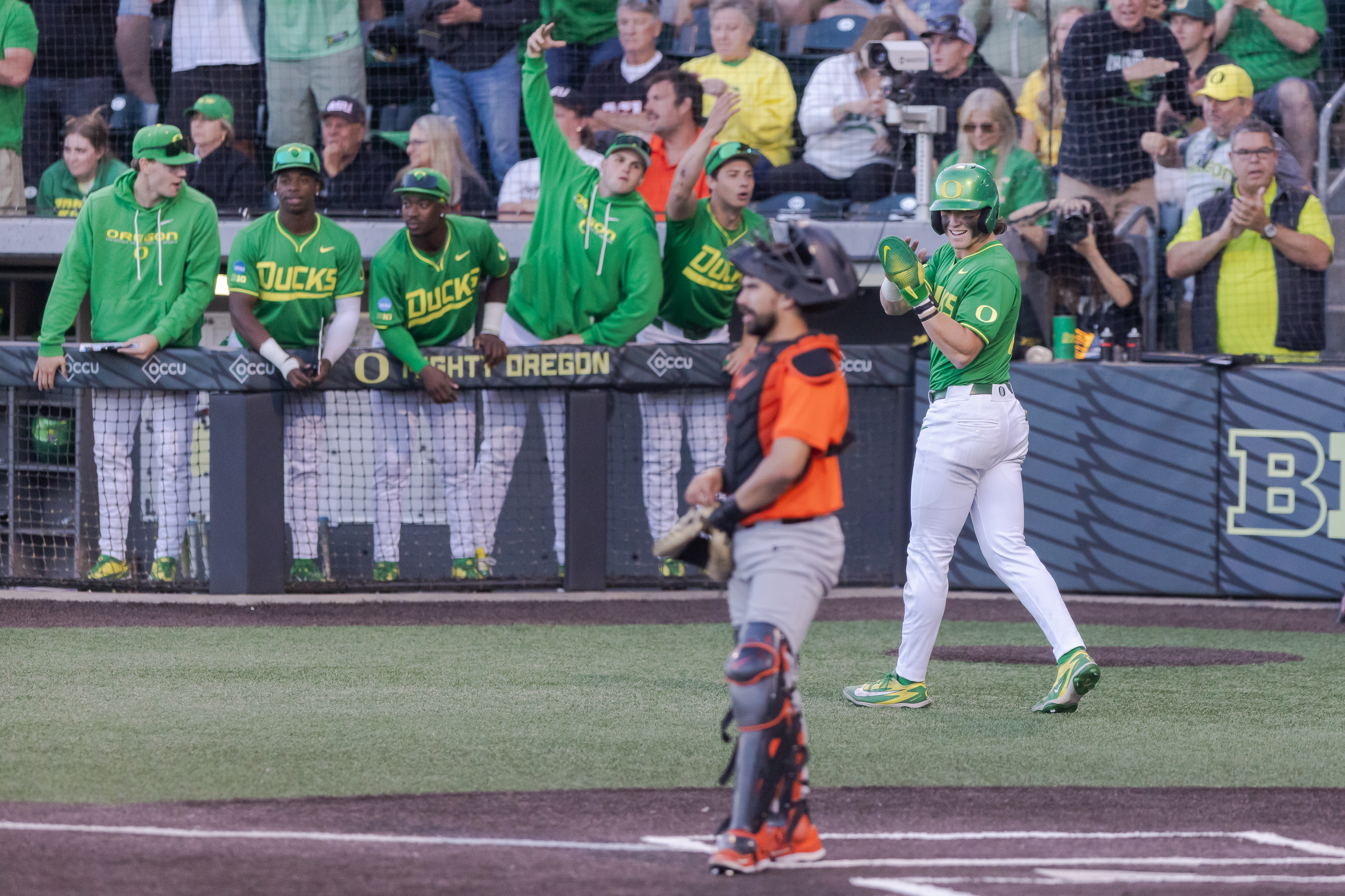 Oregon Ducks Football, Basketball, Baseball, and More Sports News ...