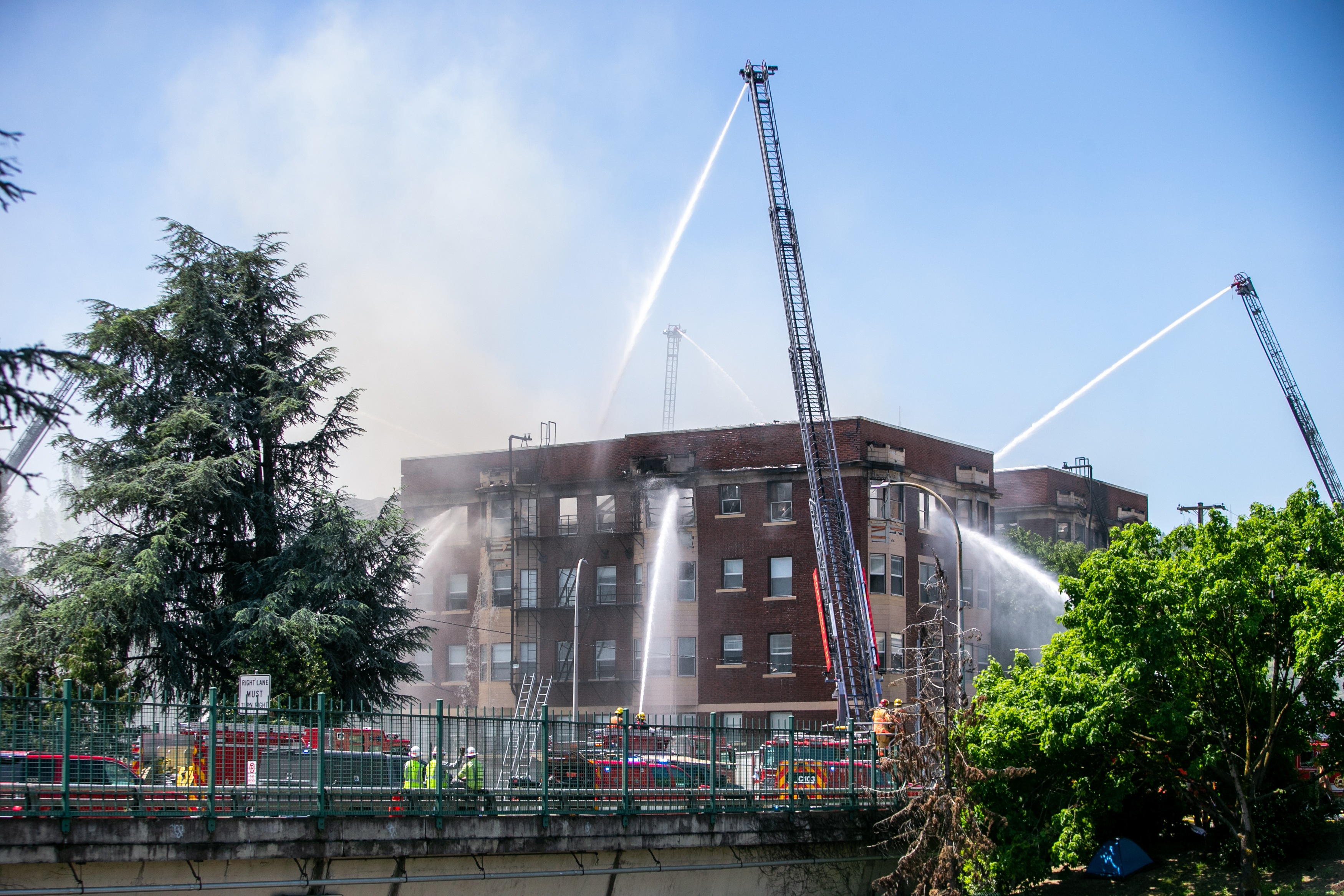 Apartment fire in southwest Portland - oregonlive.com