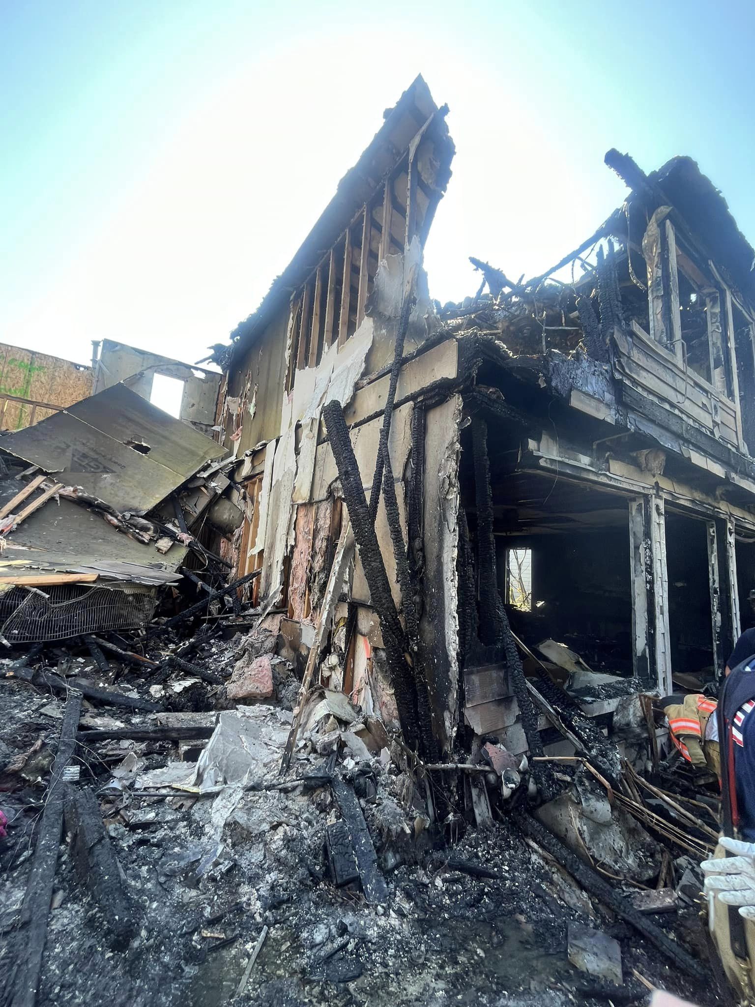 Three die in Fairview plane crash - oregonlive.com