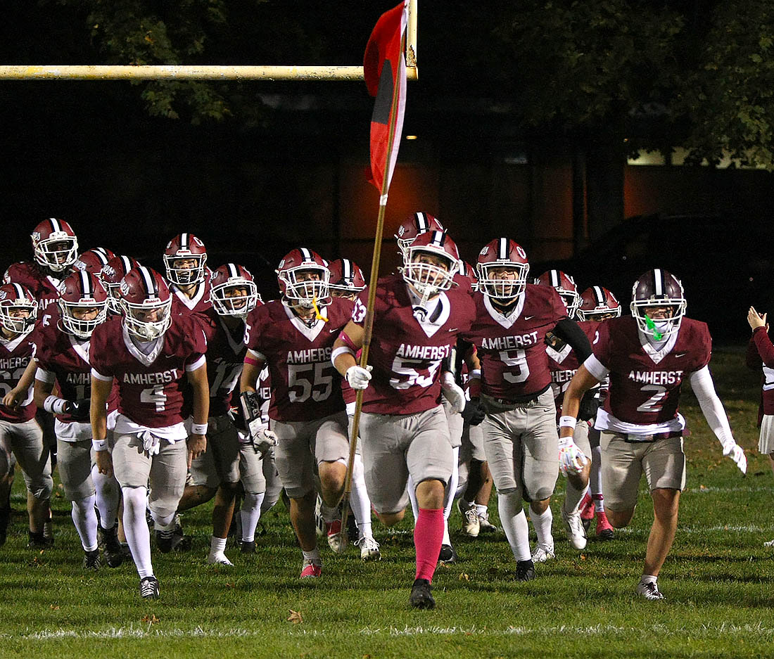 Putnam vs Amherst Football 10/10/25 - masslive.com