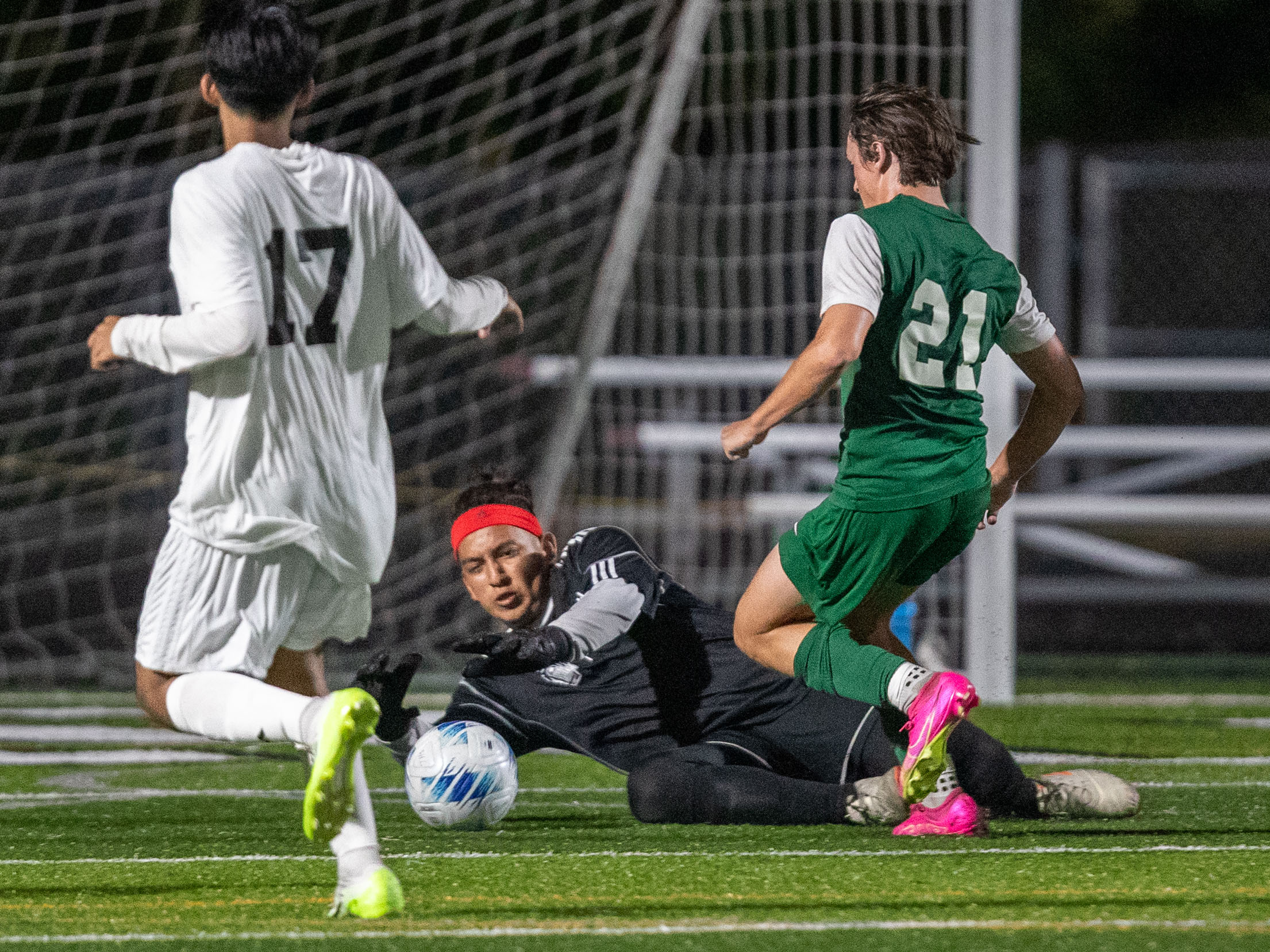 Trinity defeats Harrisburg, 5-3, in boys soccer matchup - pennlive.com