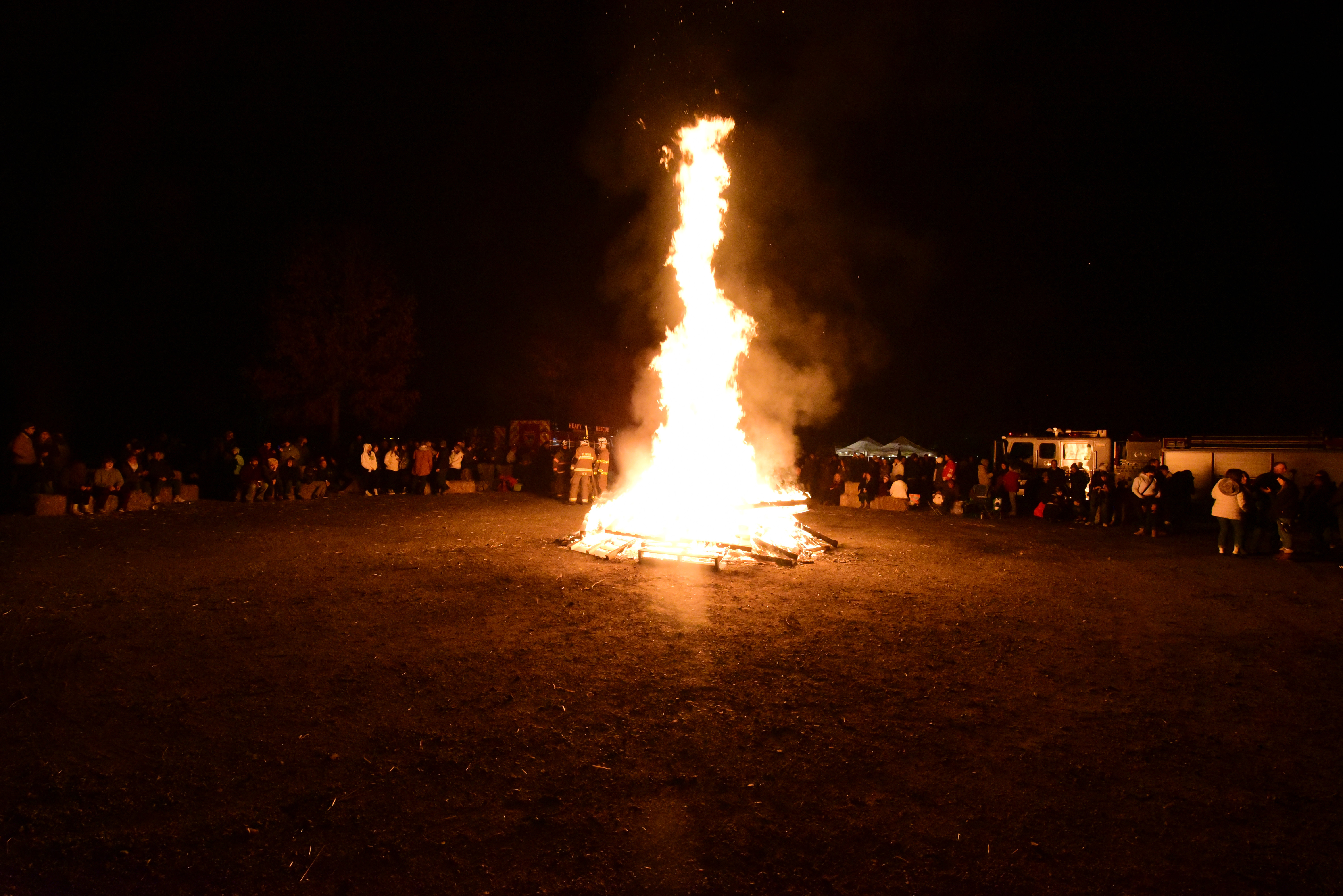 Clinton 14th Annual Yuletide Bonfire - nj.com