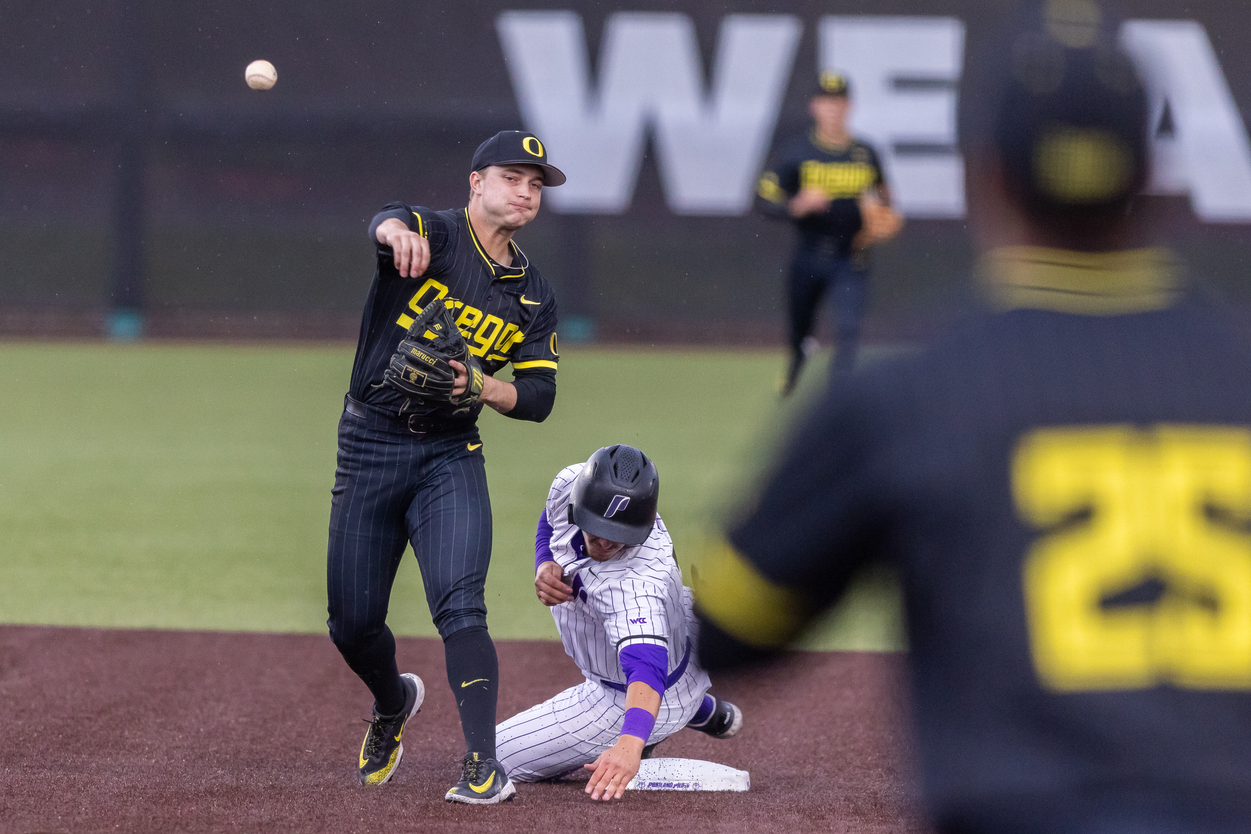 No. 15 Oregon Ducks baseball vs. Portland: April 2, 2025 - oregonlive.com