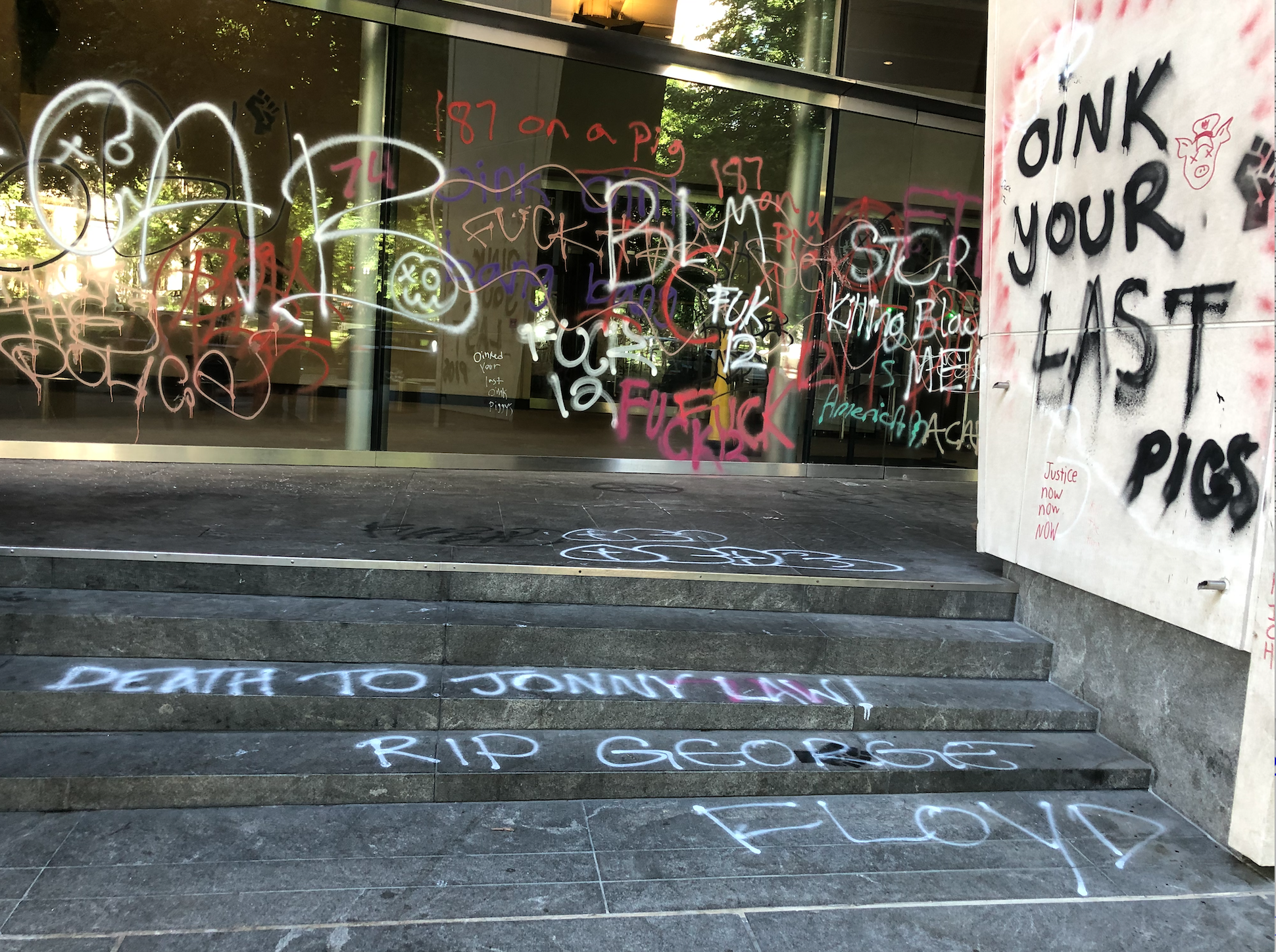 Mark O. Hatfield Courthouse, June 1, 2020 - oregonlive.com