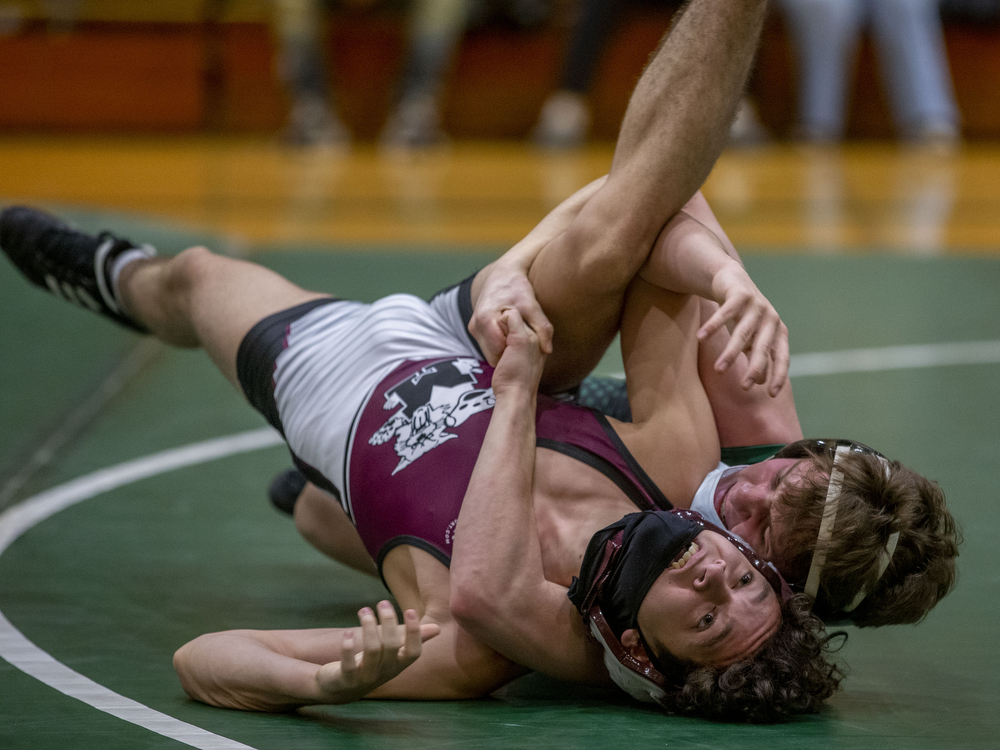 Trinity defeats Mechanicsburg 42-27 in wrestling dual meet - pennlive.com