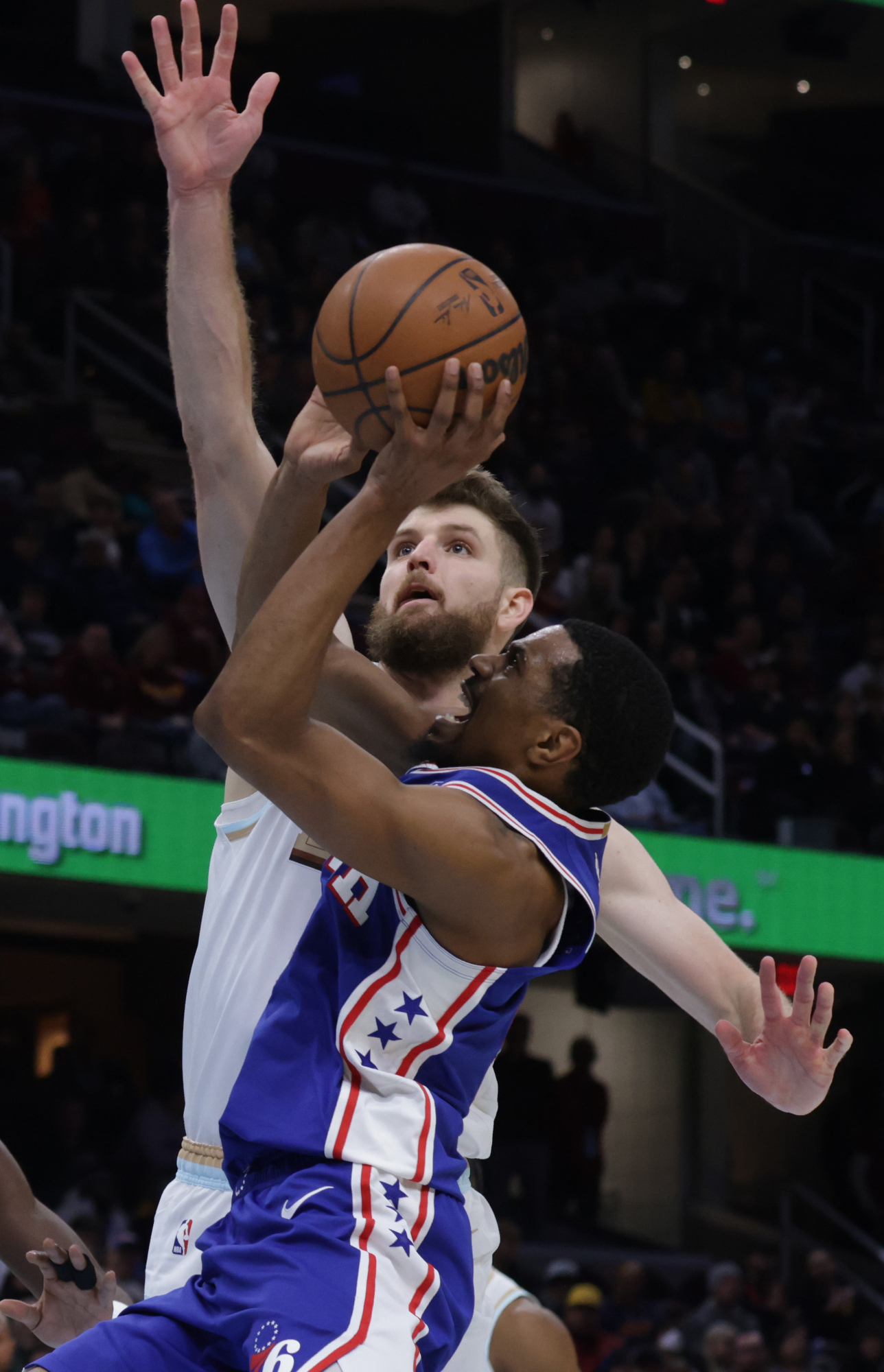 Philadelphia 76ers at Cleveland Cavaliers, November 30, 2022 ...