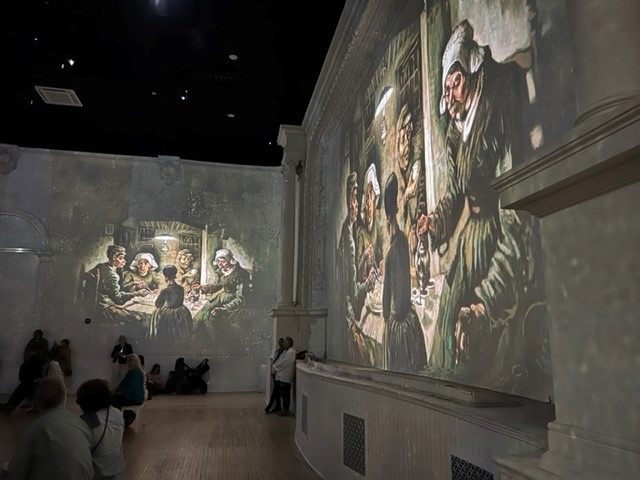 "Immersive Van Gogh" exhibition at Lighthouse ArtSpace in Detroit ...