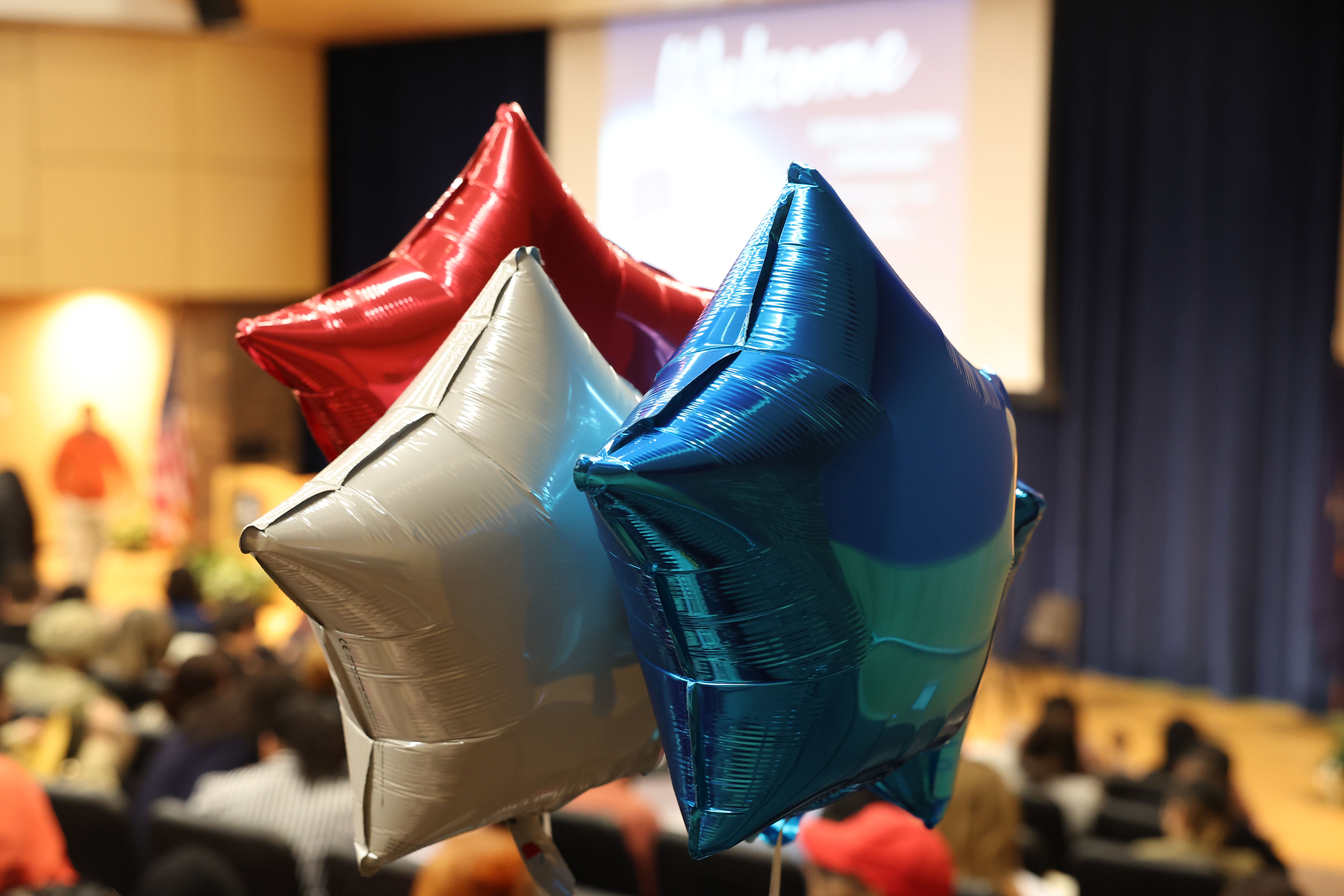 Eighty new citizens welcomed at OCC ceremony - syracuse.com