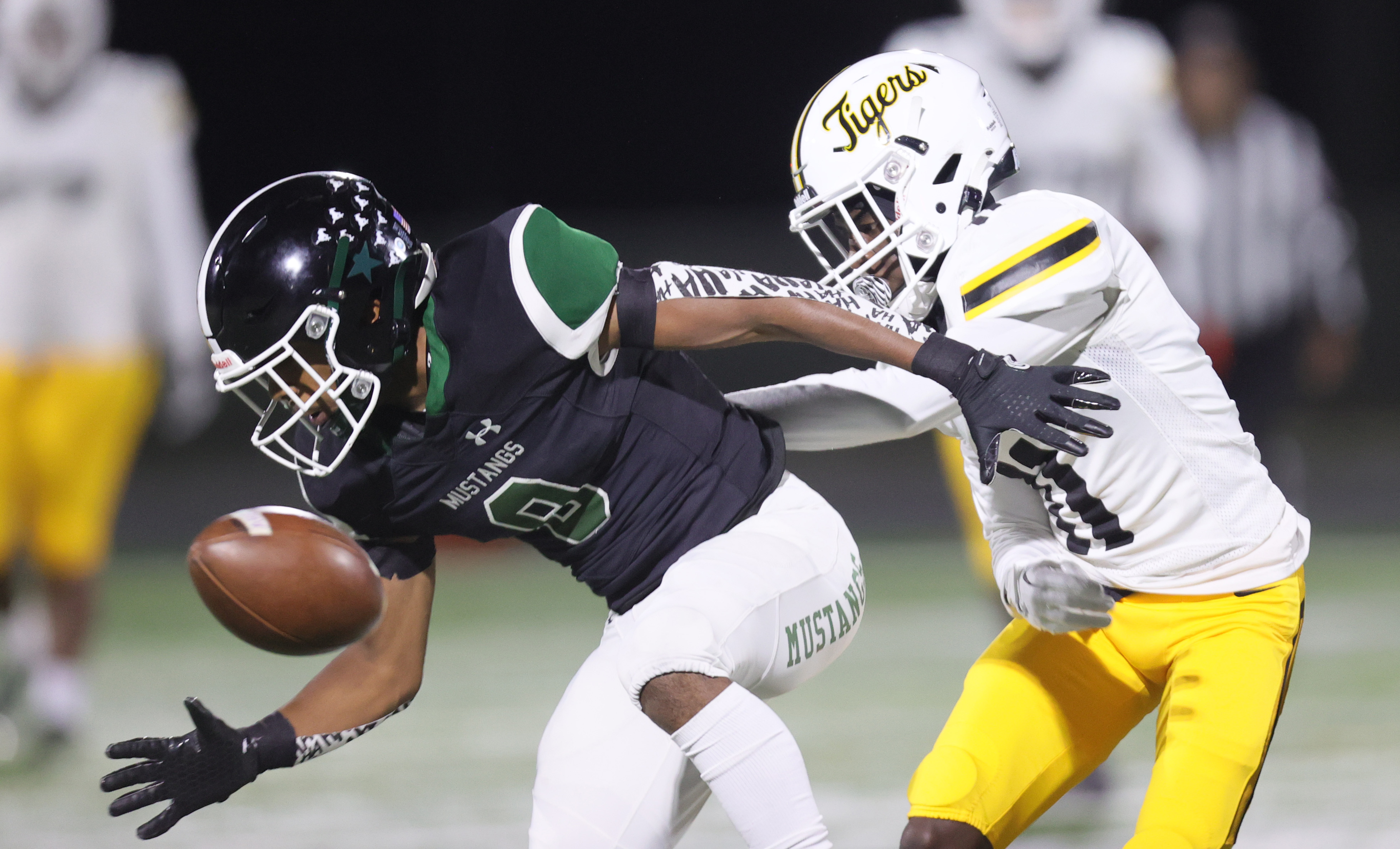 Strongsville vs. Cleveland Heights in high school football, September ...