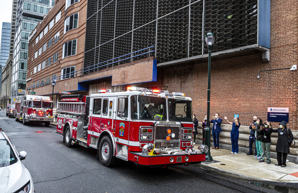 Middletown firefighter Shawn Menear gets hero’s homecoming - pennlive.com