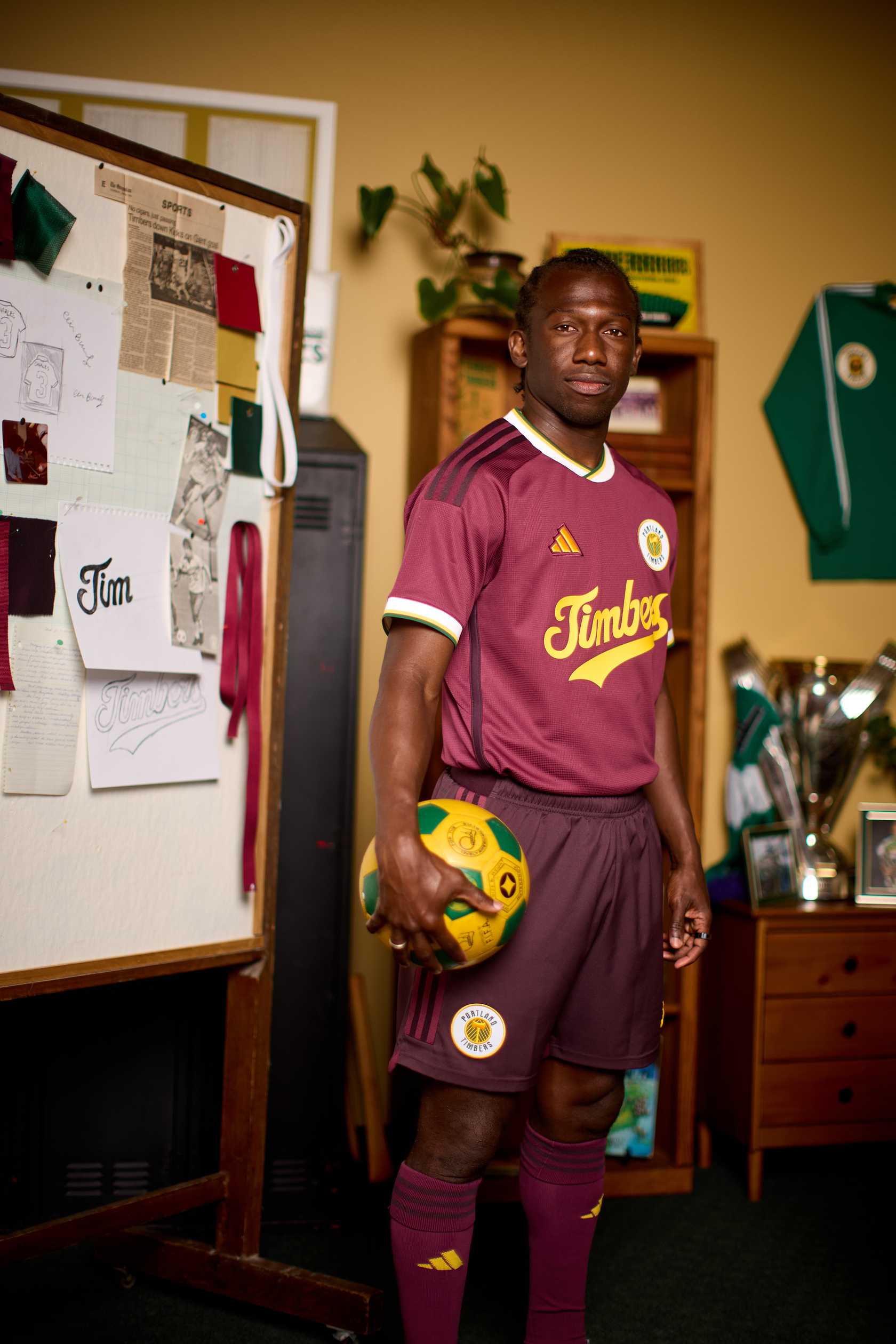 Portland Timbers unveil "The Clive Kit" - oregonlive.com