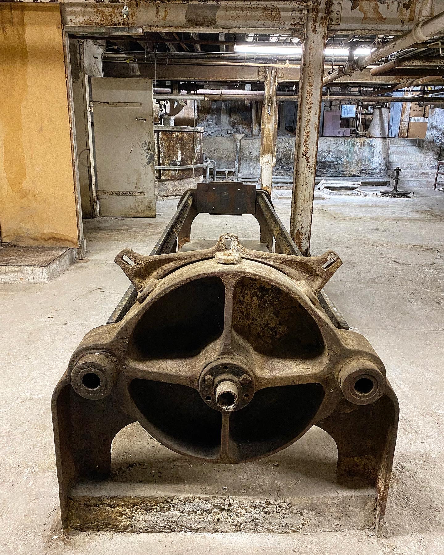Inside the china factory at China Towne in Solvay - syracuse.com