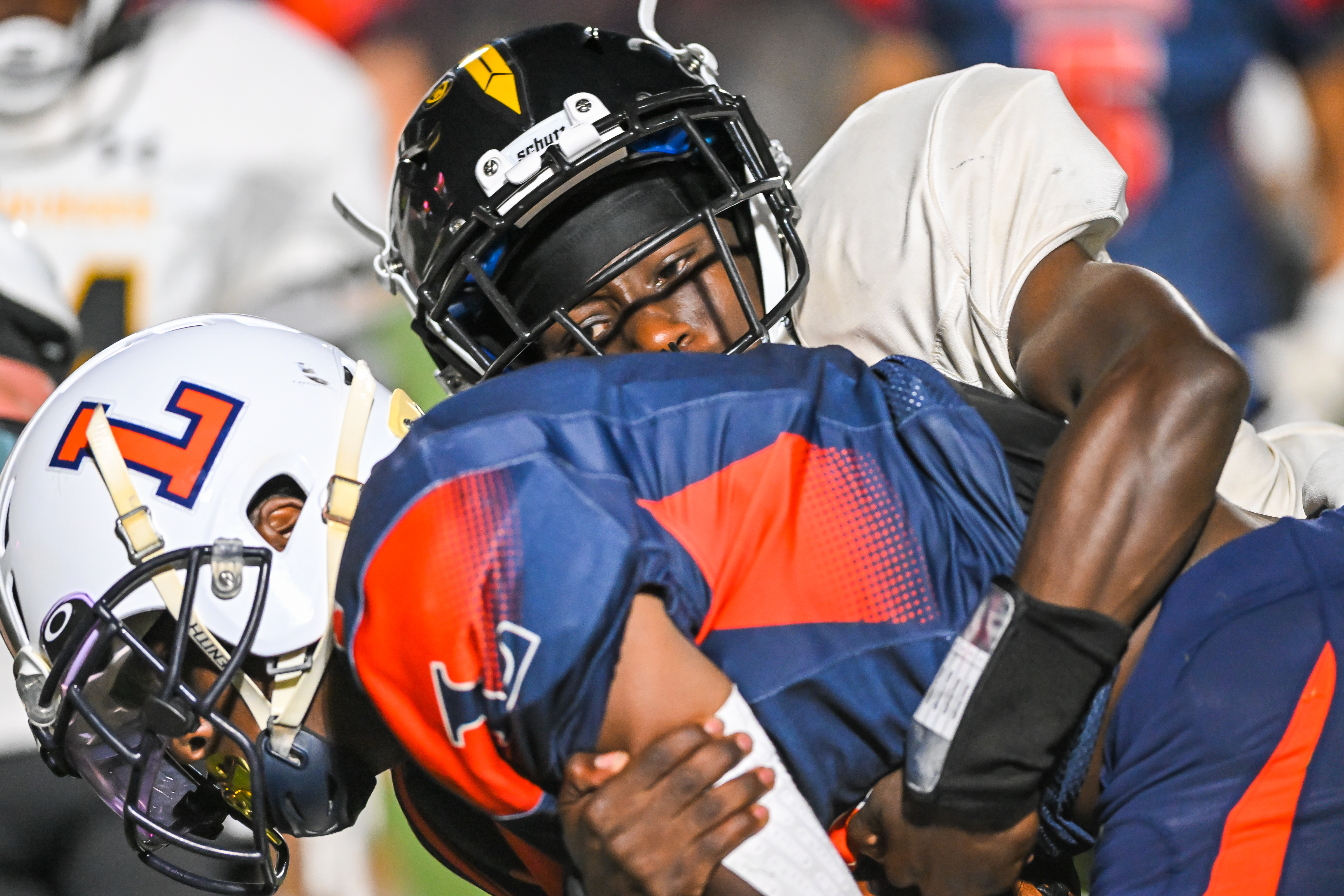 Henninger vs. Liverpool Varsity Football - syracuse.com