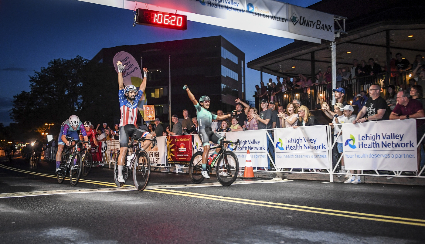 Bicyclists race through streets in 2022 Easton Twilight Criterium ...