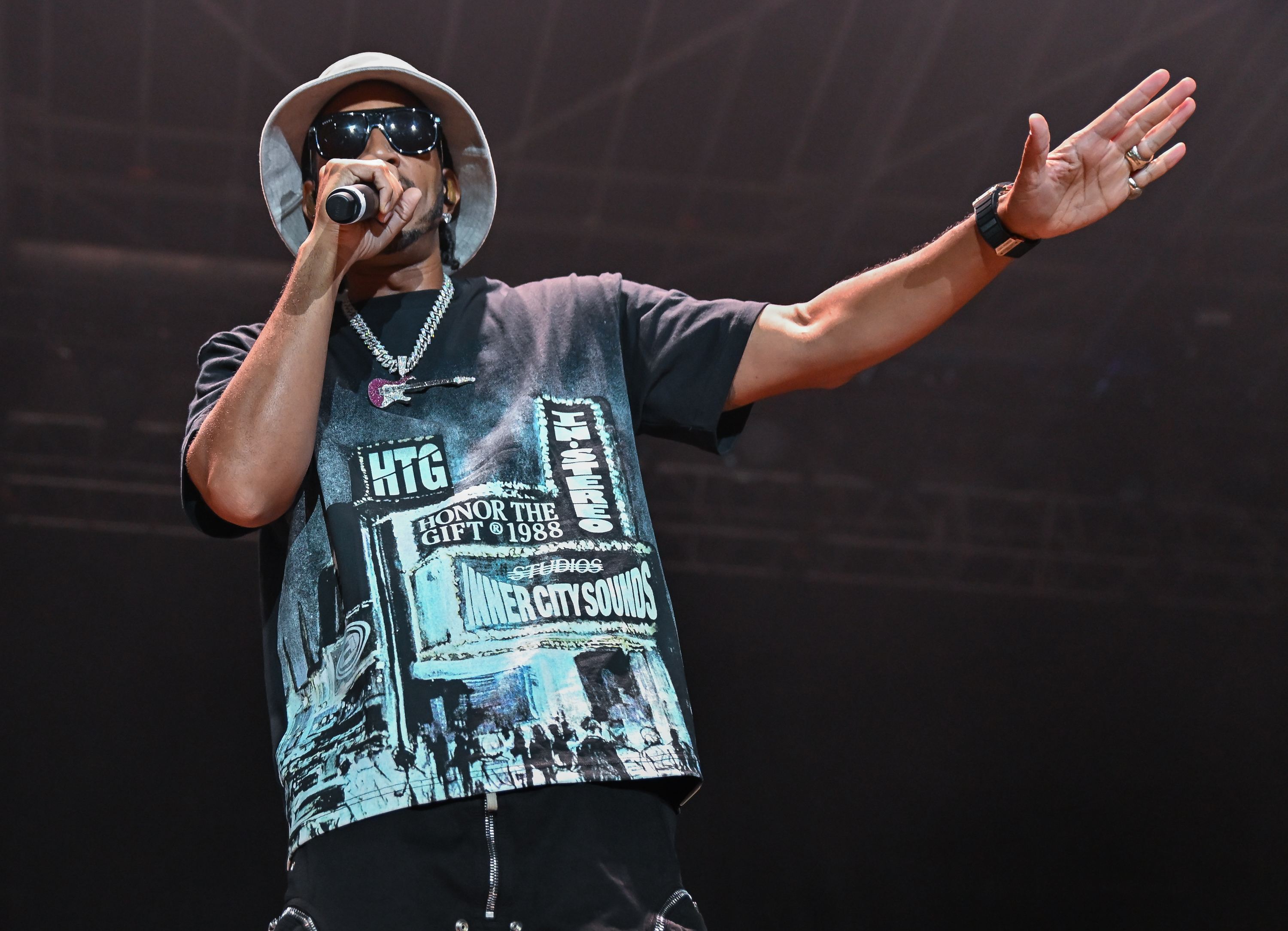 Fans pack Big E Arena for rapper Ludacris - masslive.com